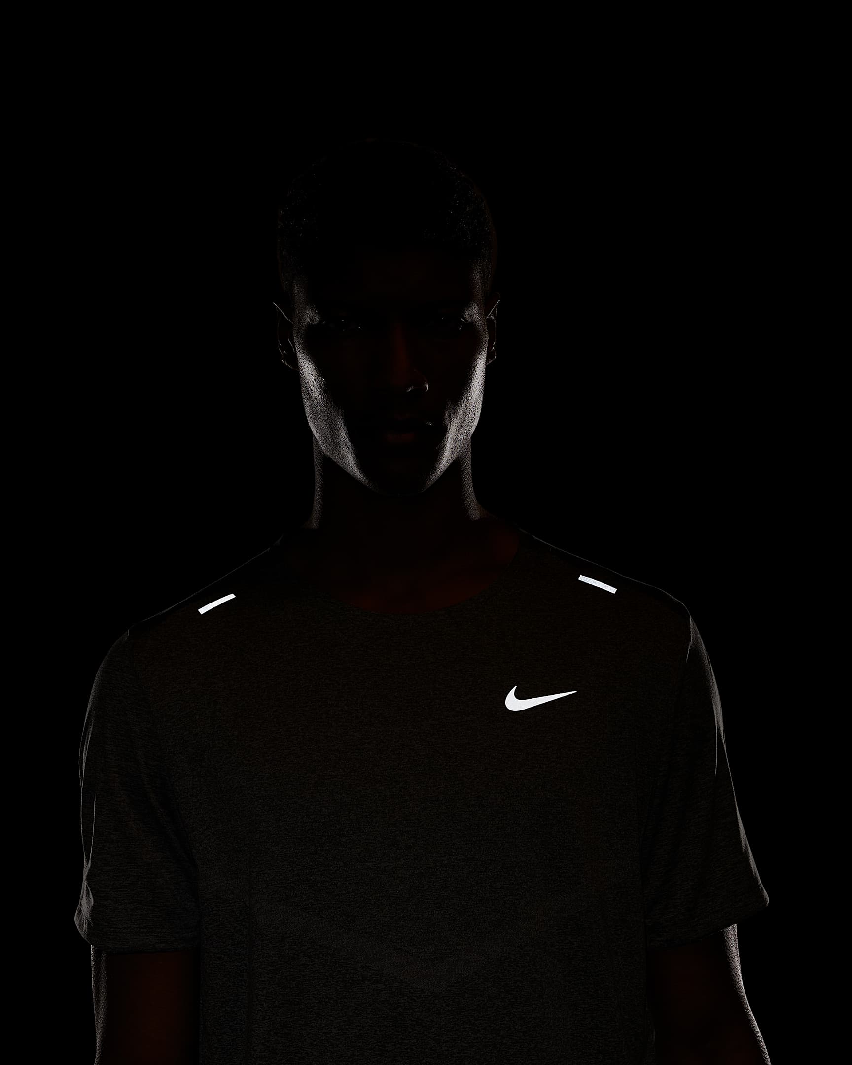 Nike Rise 365 Men's Dri-FIT Short-Sleeve Running Top. Nike UK