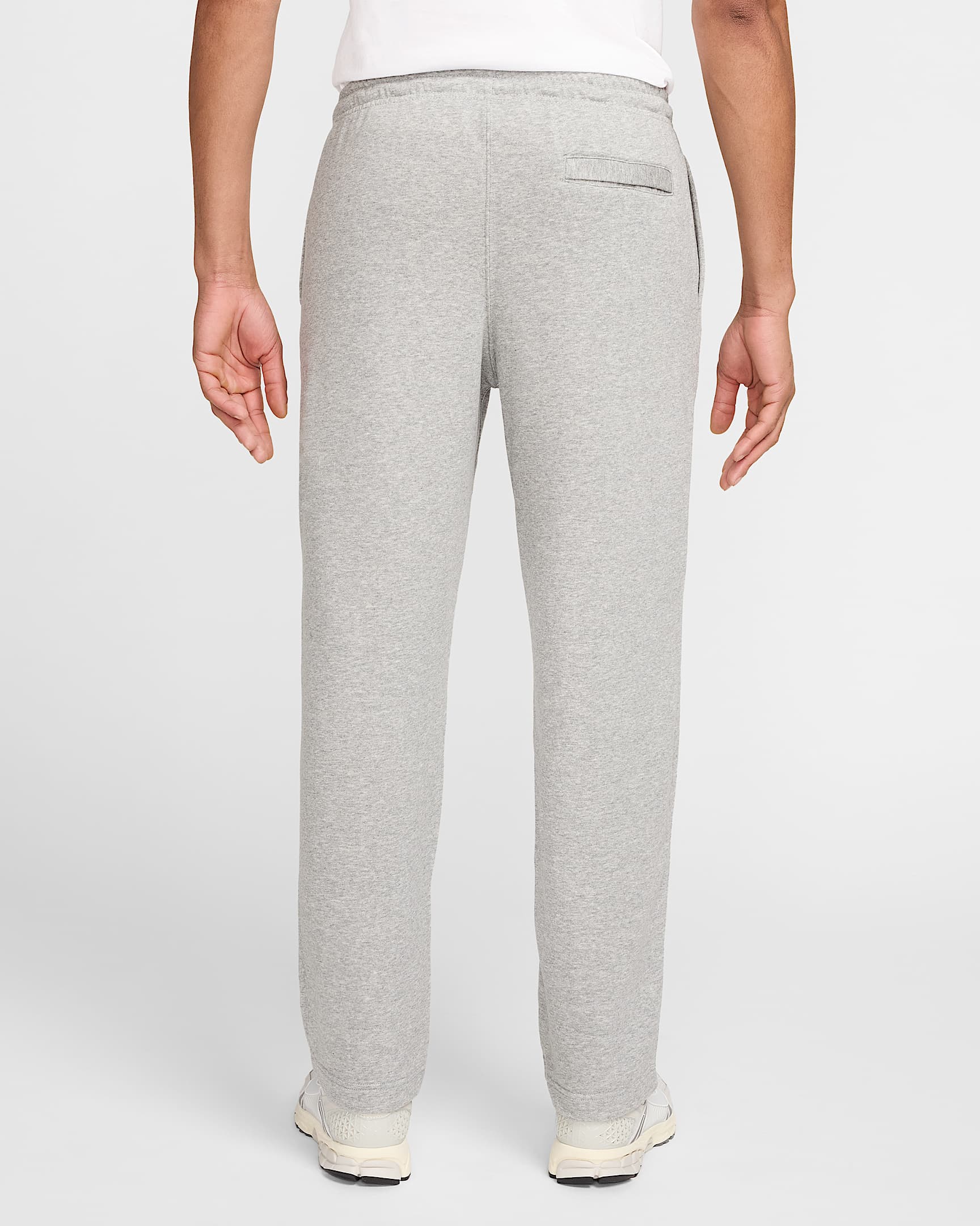 Nike Club French-Terry-Hose mit offenem Saum (Herren). Nike DE