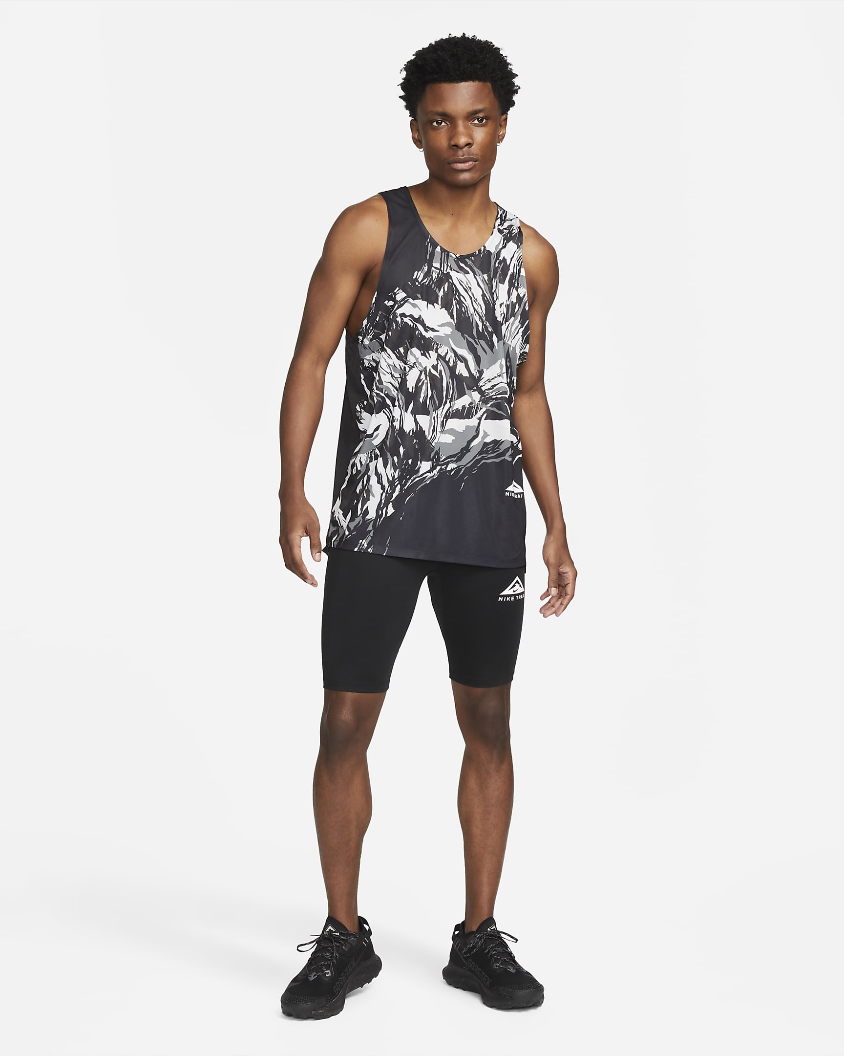 Nike Dri-FIT Trail Rise 365 Men's Running Tank. Nike LU