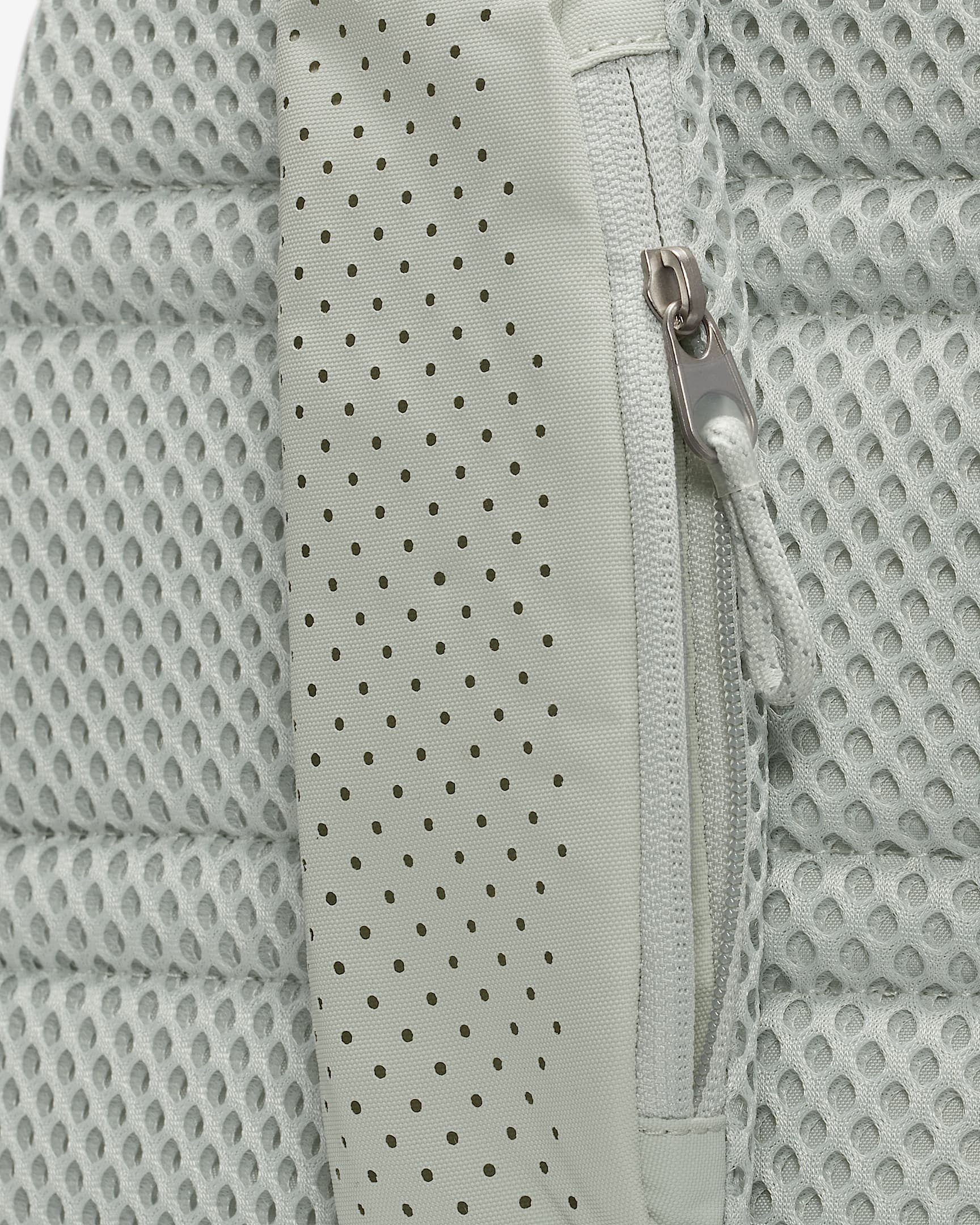 Nike Sportswear Essentials Sling Bag (8L). Nike PH