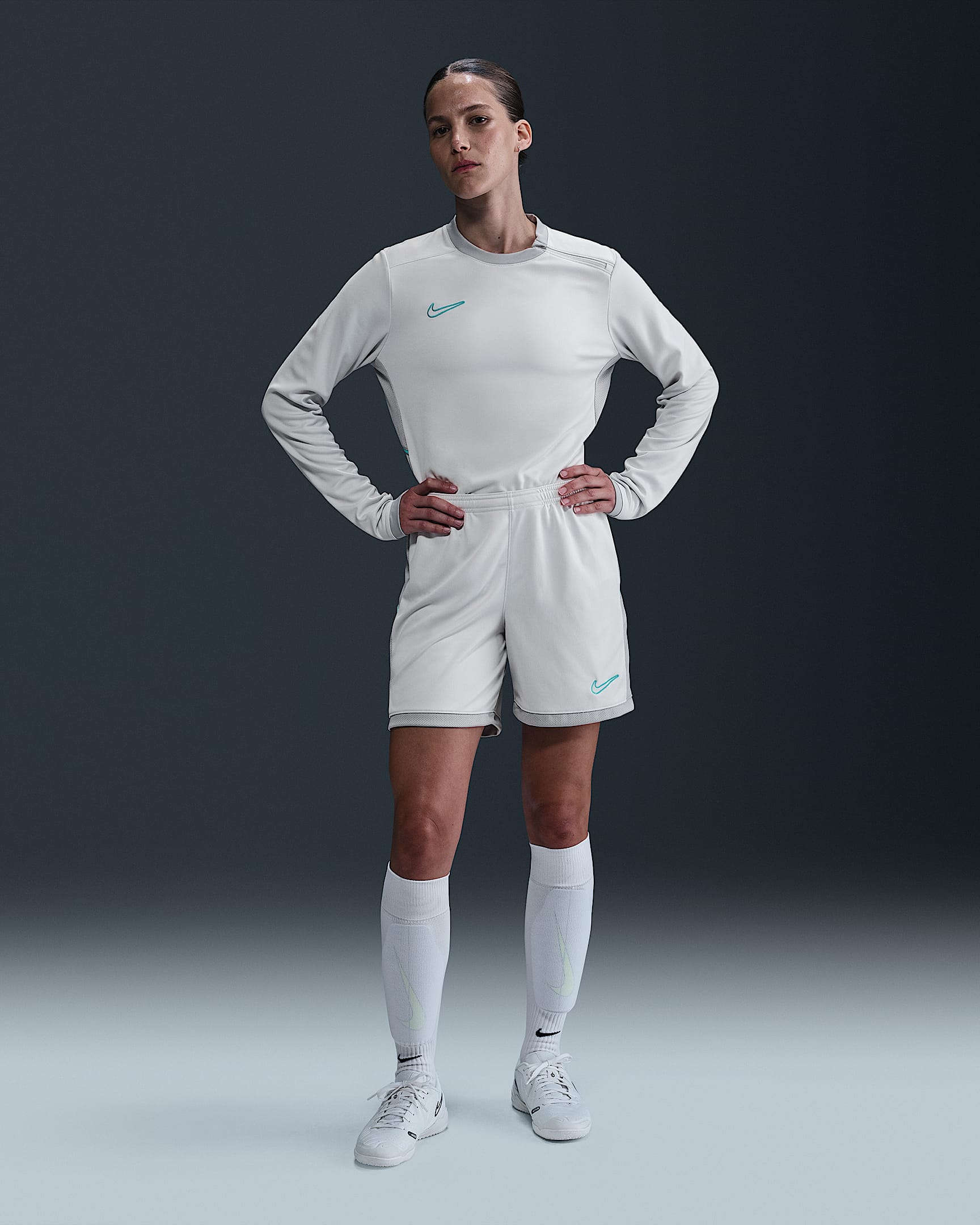 Nike Academy Women's Dri-FIT Crew-Neck Long-Sleeve Football Top. Nike IE