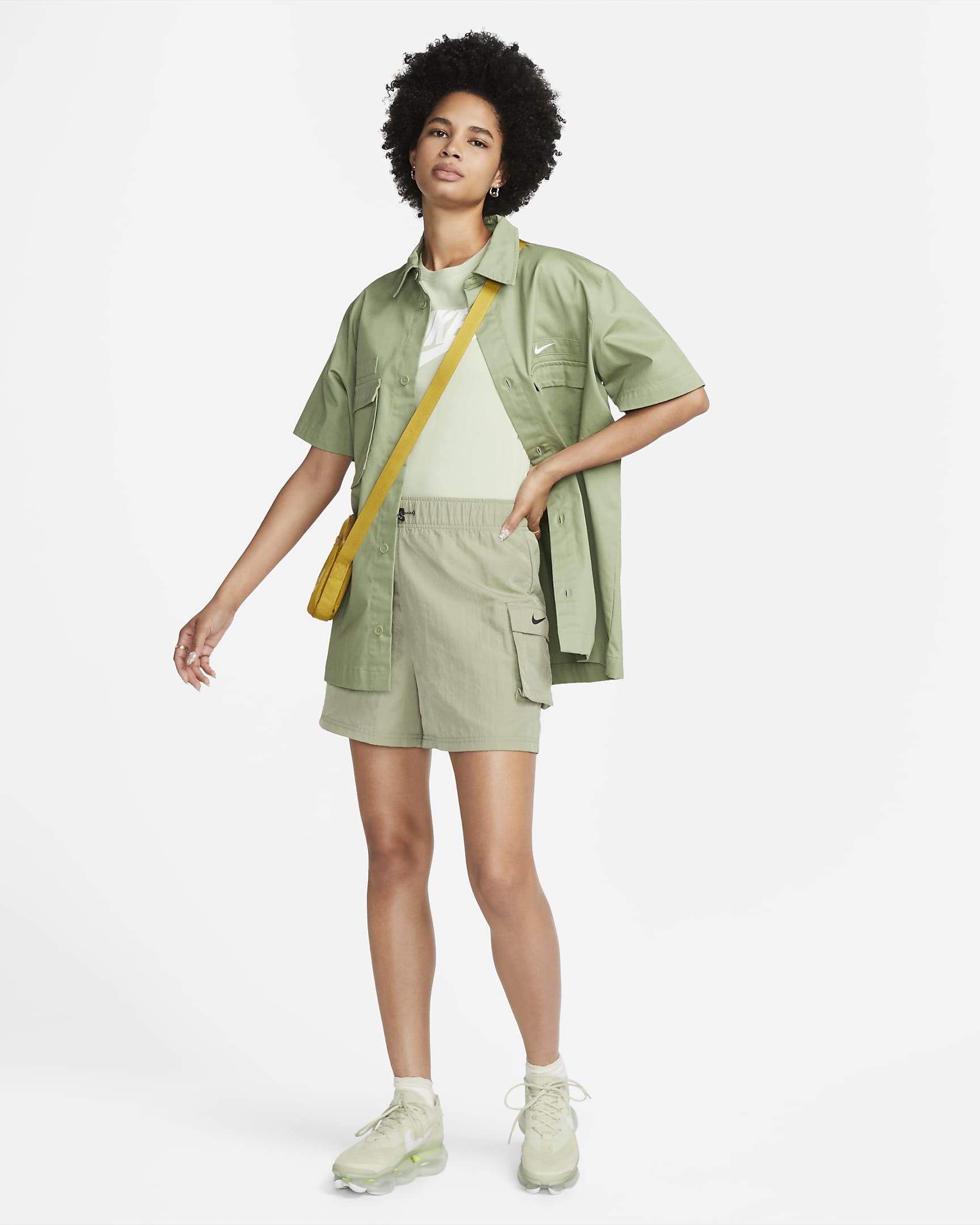 Playera con logotipo para mujer Nike Sportswear Essentials. Nike MX