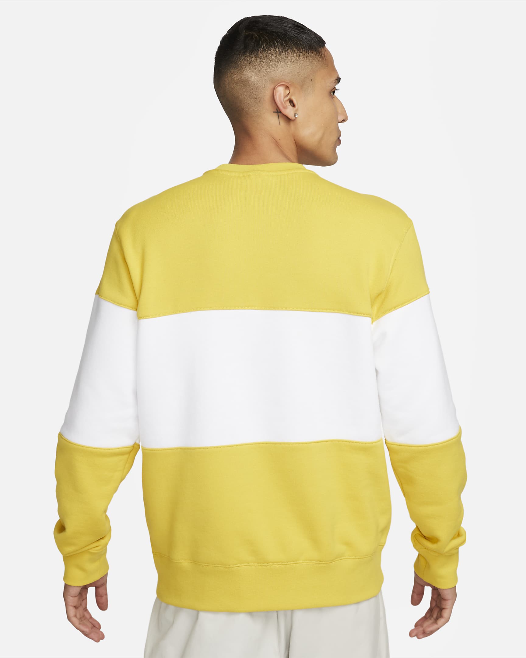 Nike Club Men's French Terry Colour-Blocked Crew. Nike DK