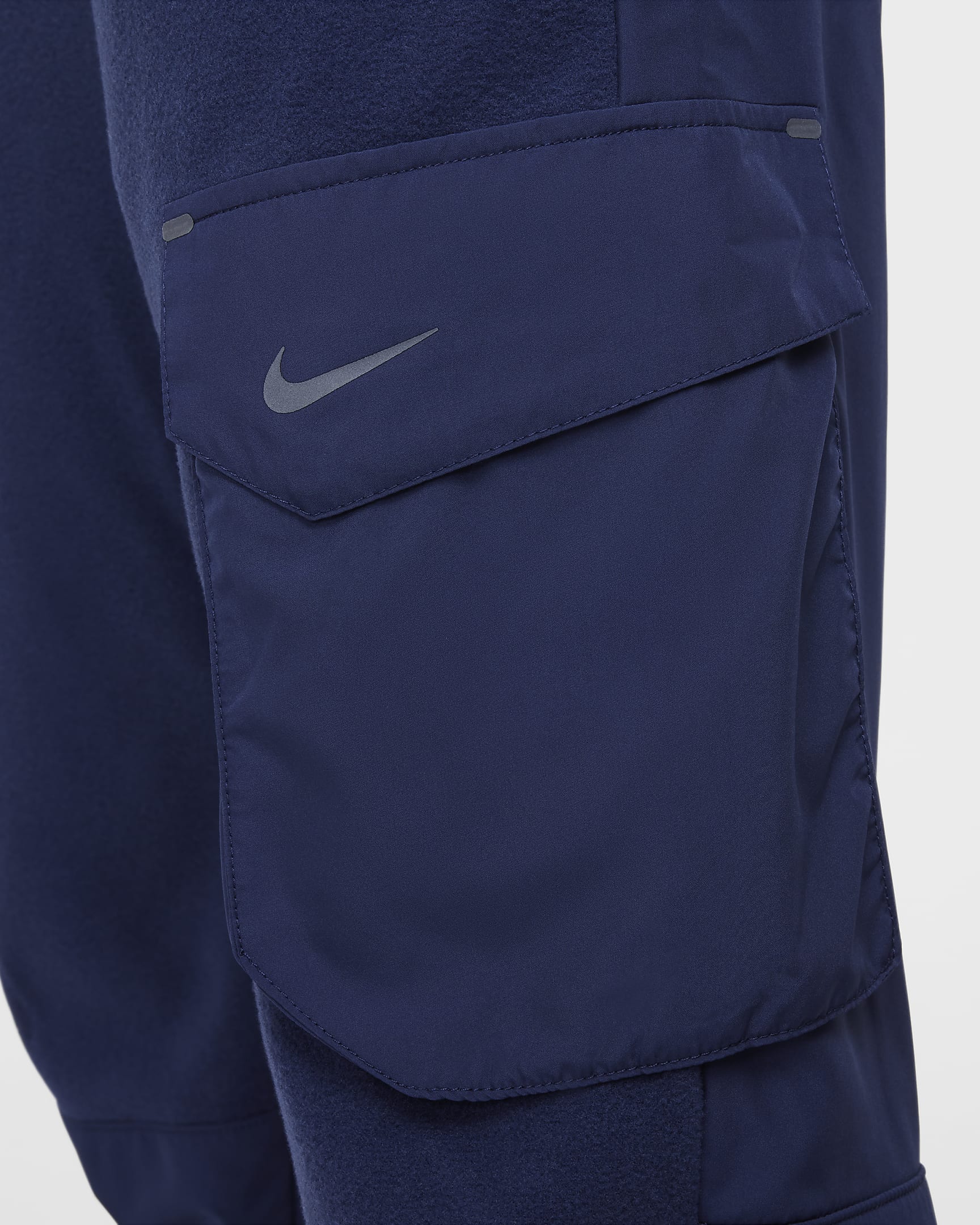 Nike Sportswear City Utility EasyOn Pantalón para el invierno Therma ...