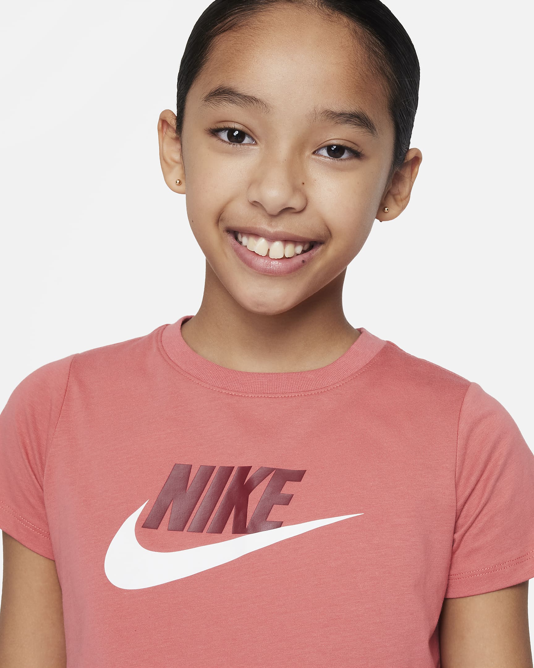 Nike Sportswear Older Kids Girls Cropped T Shirt Nike LU Nike Sportswear Older Kids Girls Cropped T Shirt Nike LU
