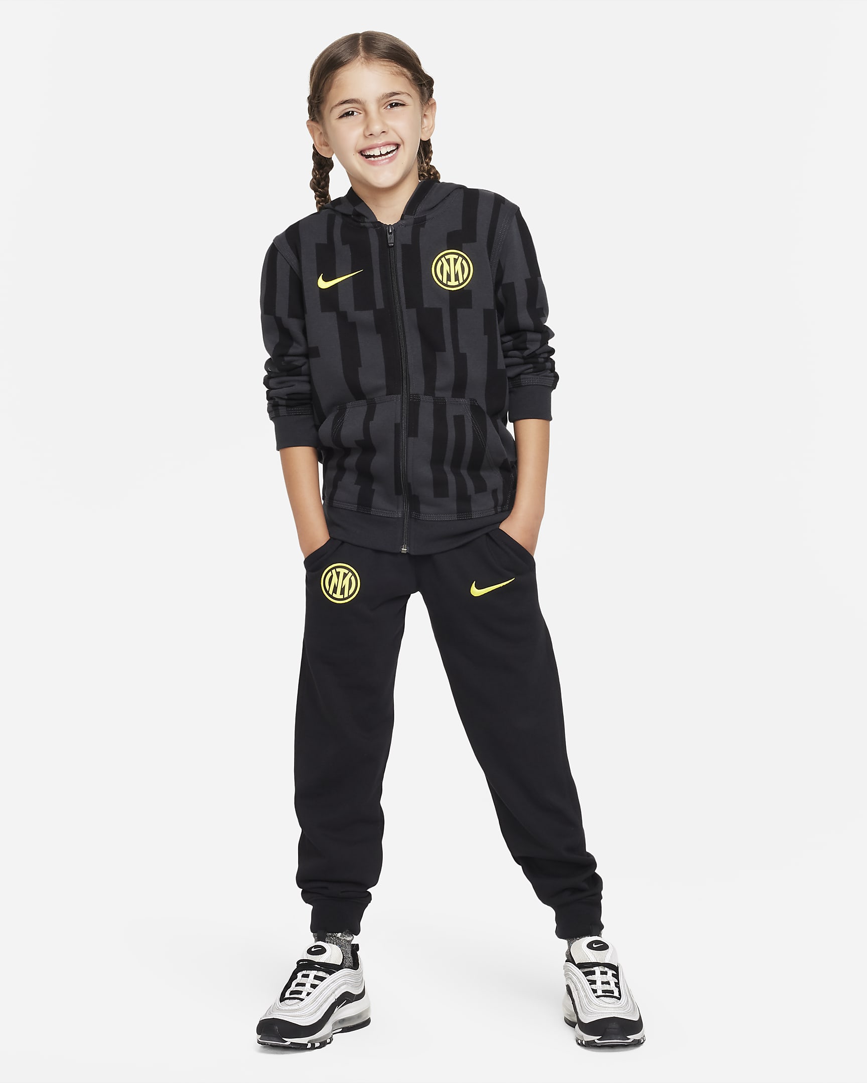 Inter Milan Older Kids' (Boys') French Terry Joggers. Nike SK