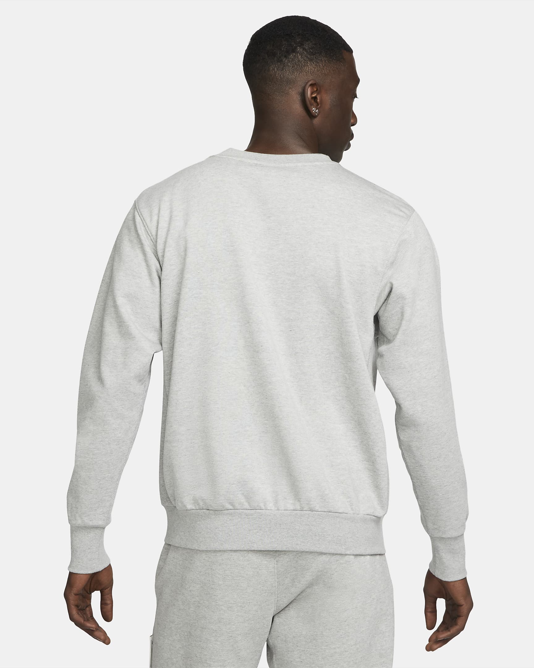 Nike Standard Issue Men's Basketball Crew Sweatshirt. Nike.com