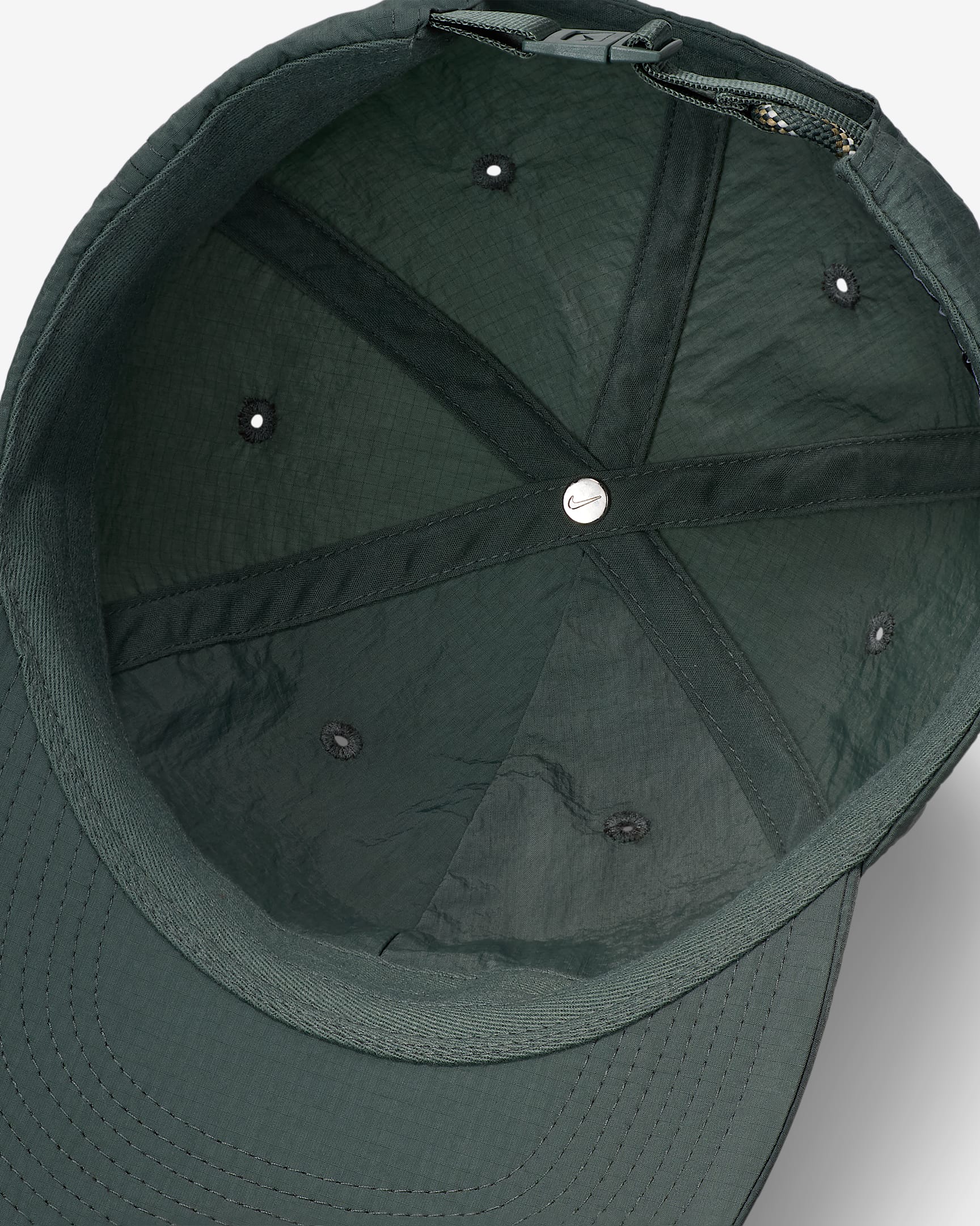 Nike Club Unstructured Flat Bill Outdoor Cap. Nike.com