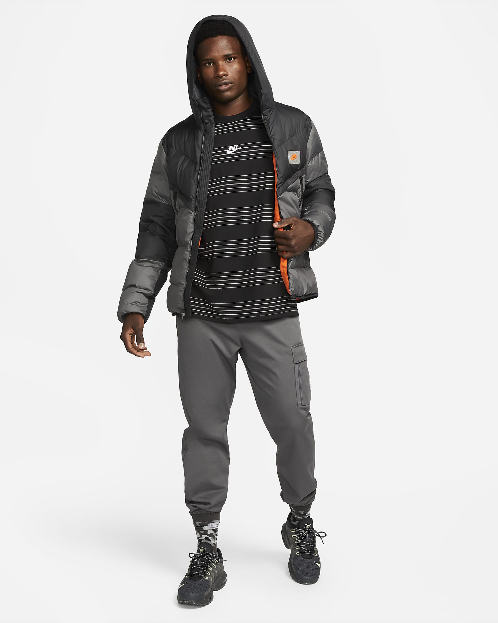 Veste PrimaLoft® Nike Sportswear Storm-FIT Windrunner pour Homme. Nike CH