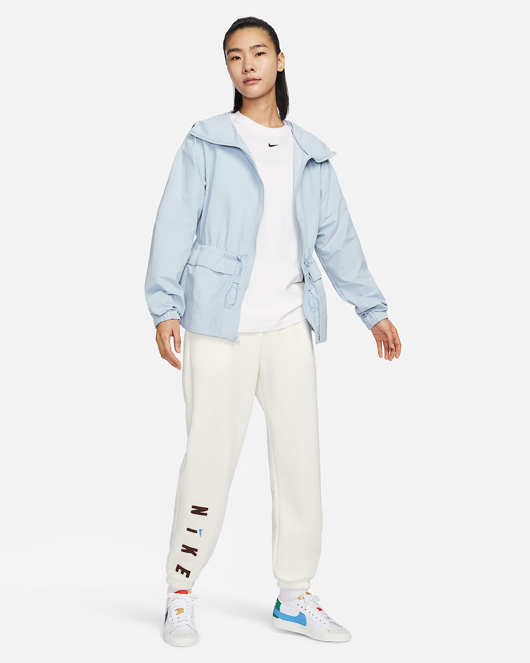Nike Sportswear Everything Wovens Women's Oversized Hooded Jacket. Nike IN
