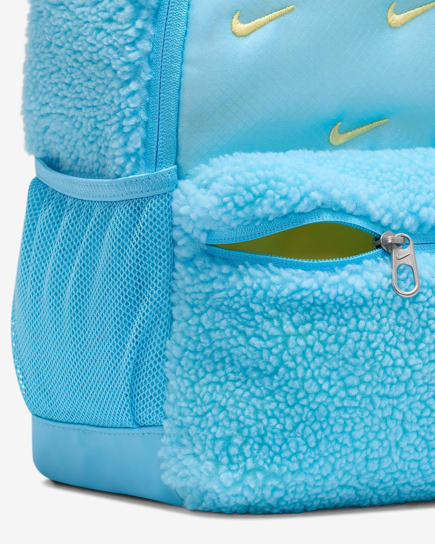 Nike Brasilia JDI Kids' Mini Backpack (11L). Nike AT