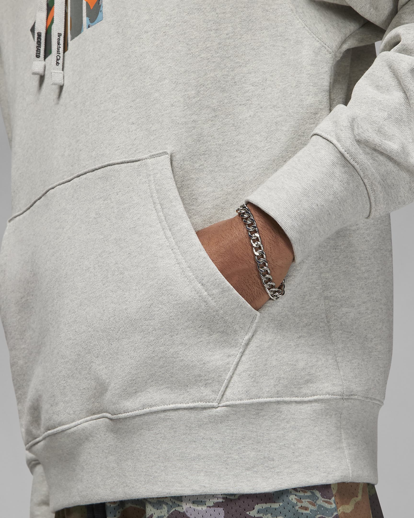 Jordan x UNDEFEATED Men's Hoodie. Nike AE
