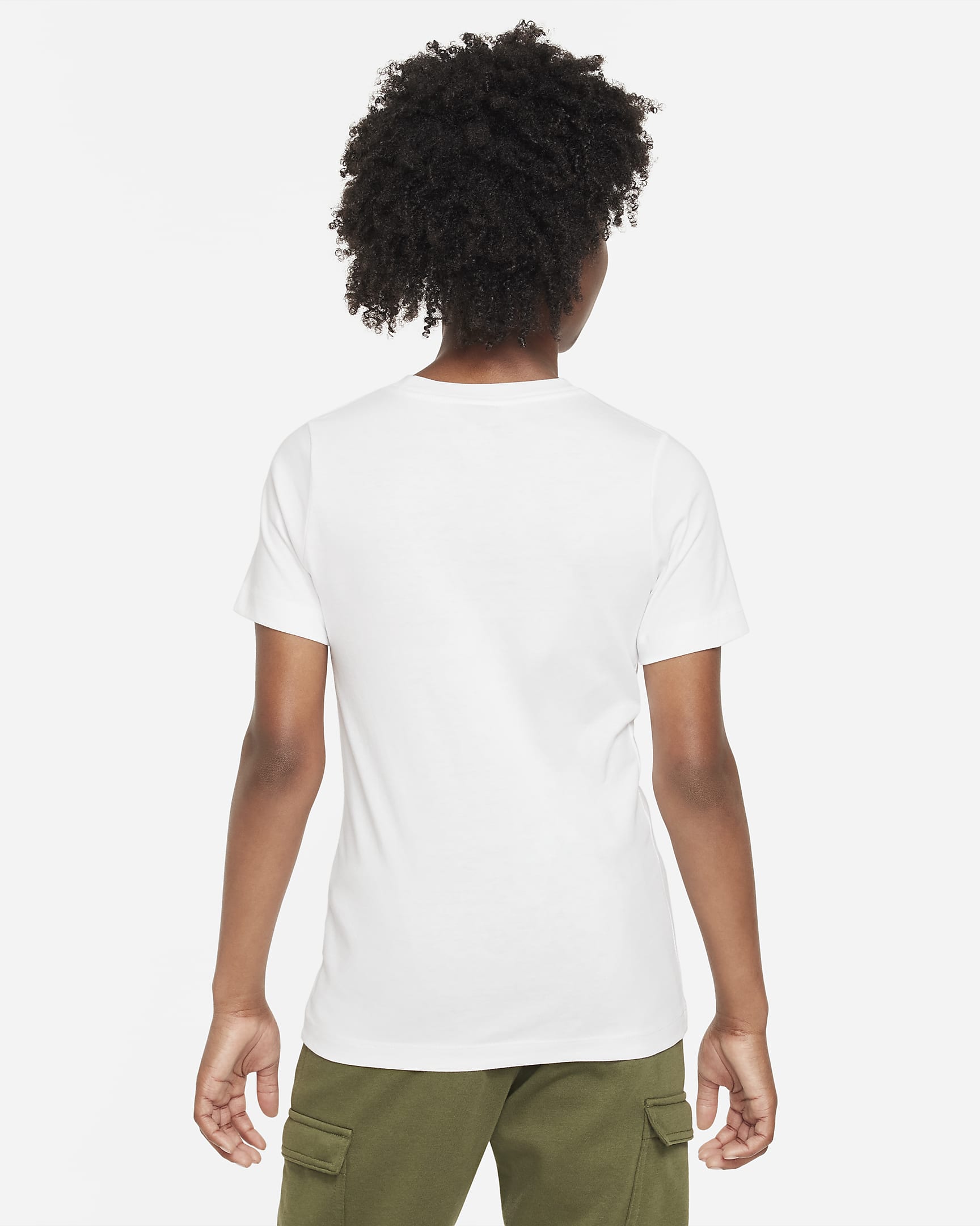 Chelsea F.C. Older Kids' Nike T-Shirt. Nike CH