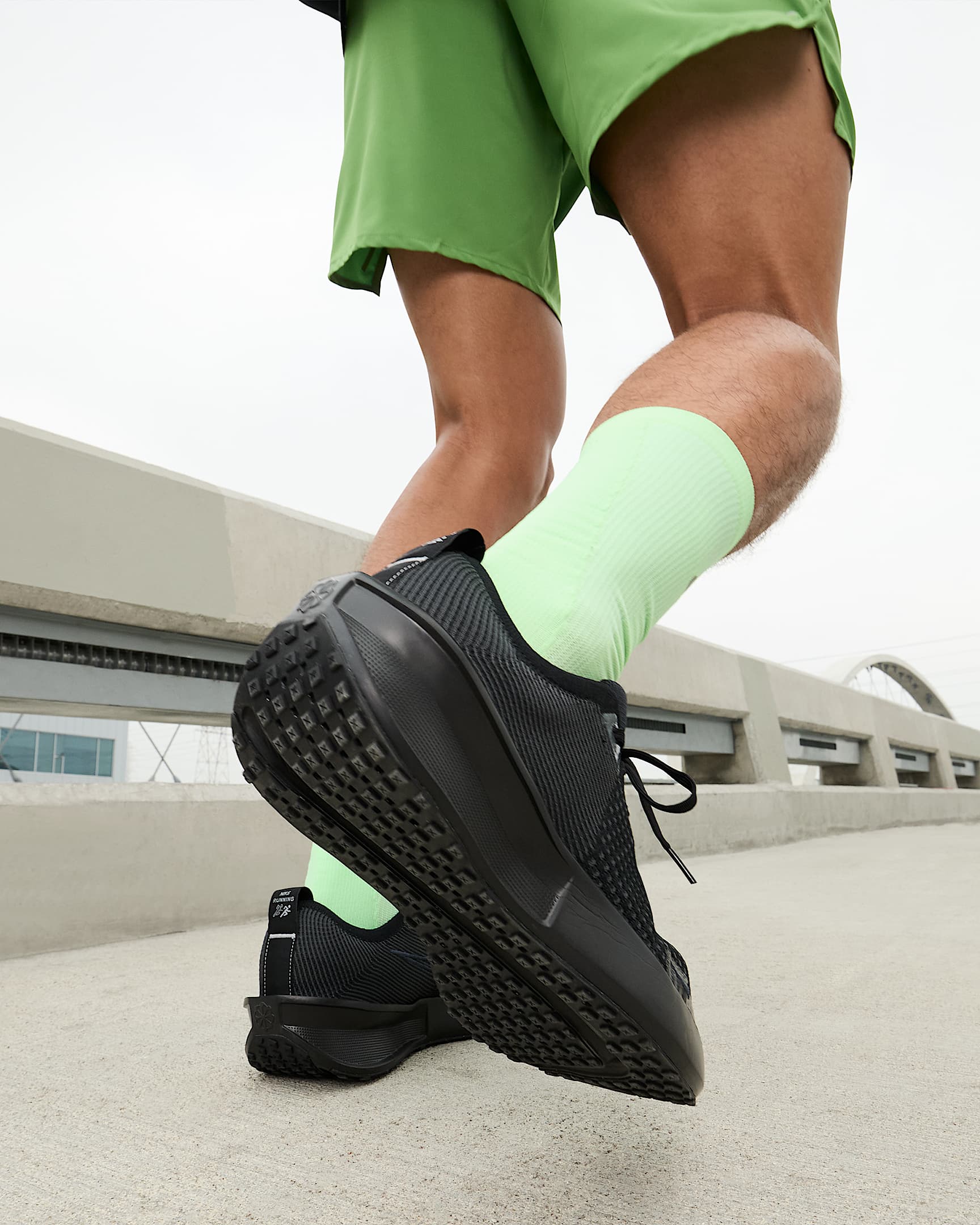 Nike Interact Run SE Men's Road Running Shoes. Nike ID