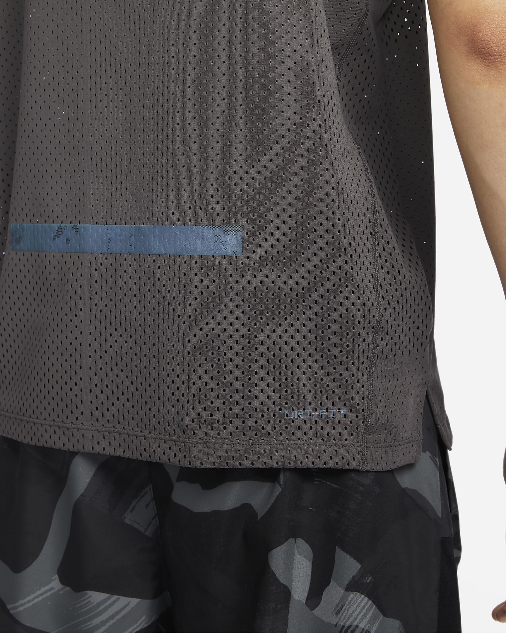 Nike Dri-FIT Run Division Rise 365 Men's Running Tank Top. Nike ID