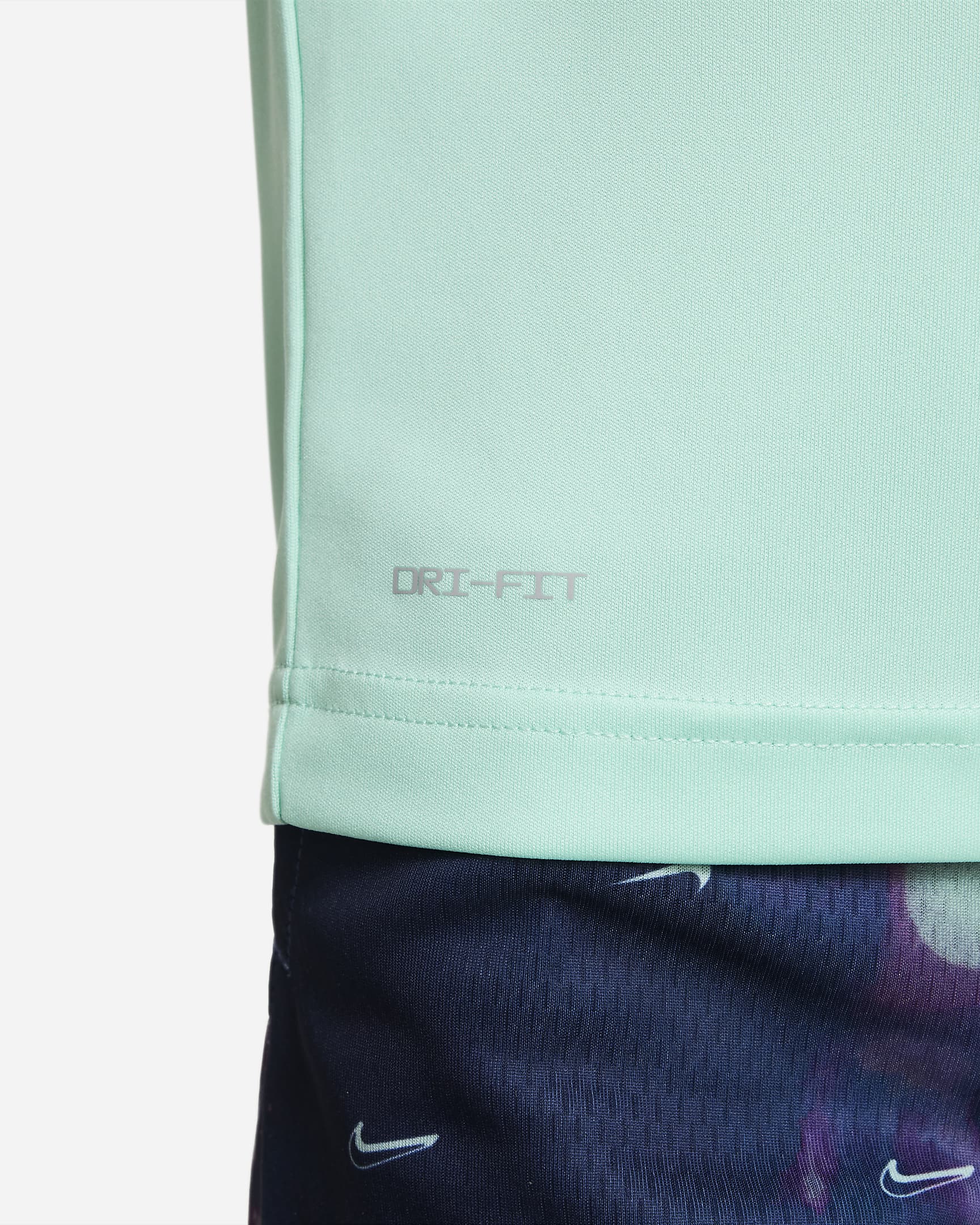 Nike Dri-FIT Textured Swoosh Long Sleeve Tee Toddler T-Shirt. Nike.com