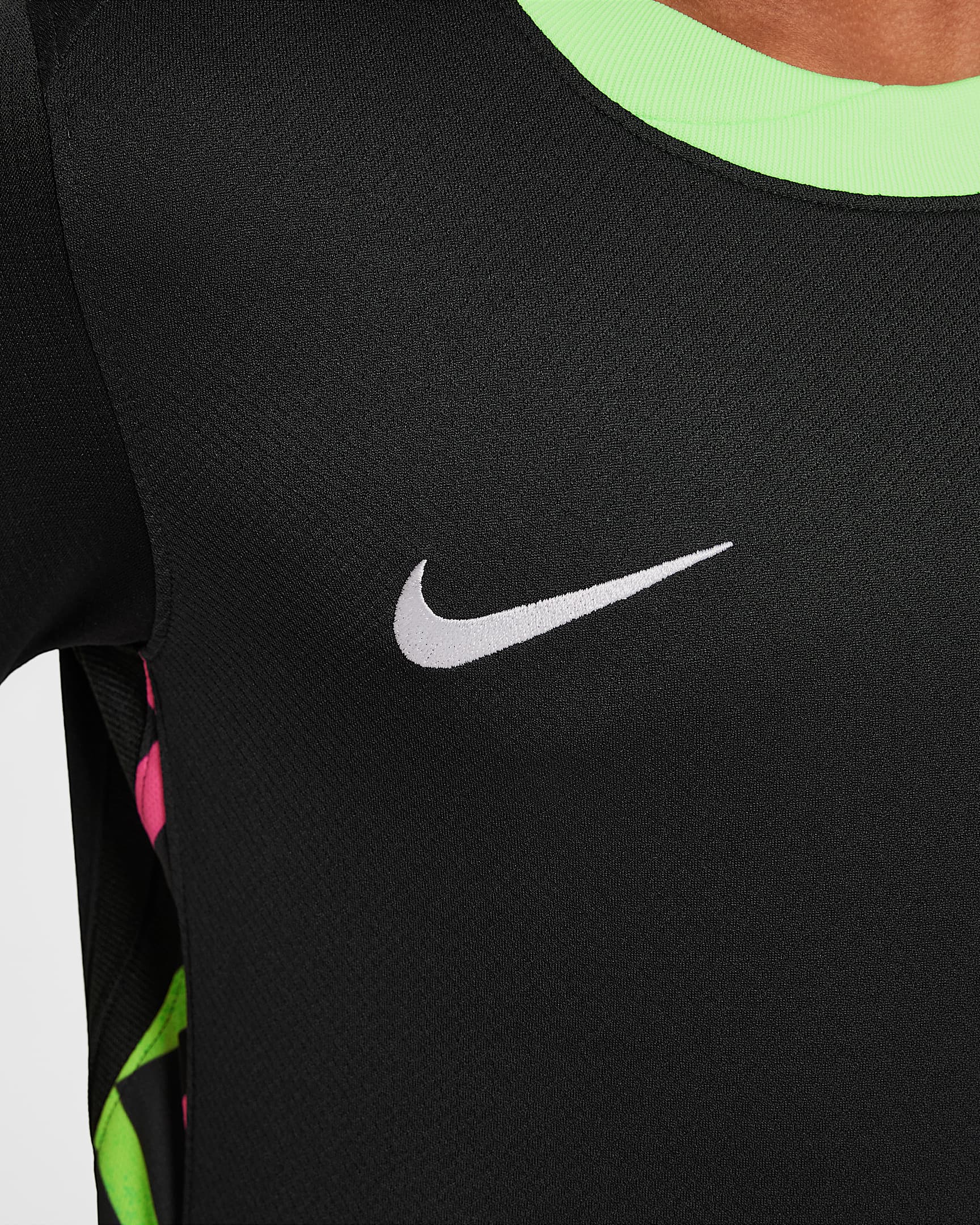 Ausztrália 2025/26 Stadium idegenbeli Nike Dri-FIT replika futballmez nagyobb gyerekeknek. Nike HU