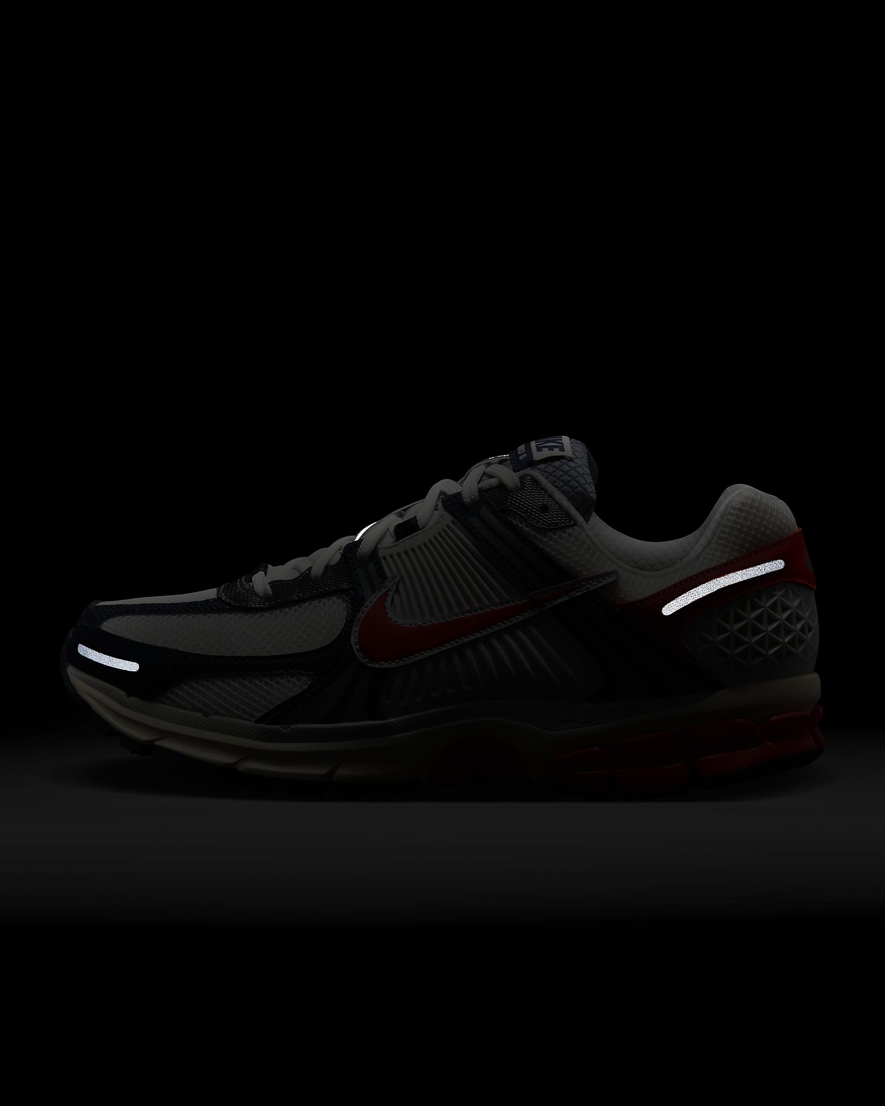 Nike Zoom Vomero 5 Men's Shoes. Nike MY