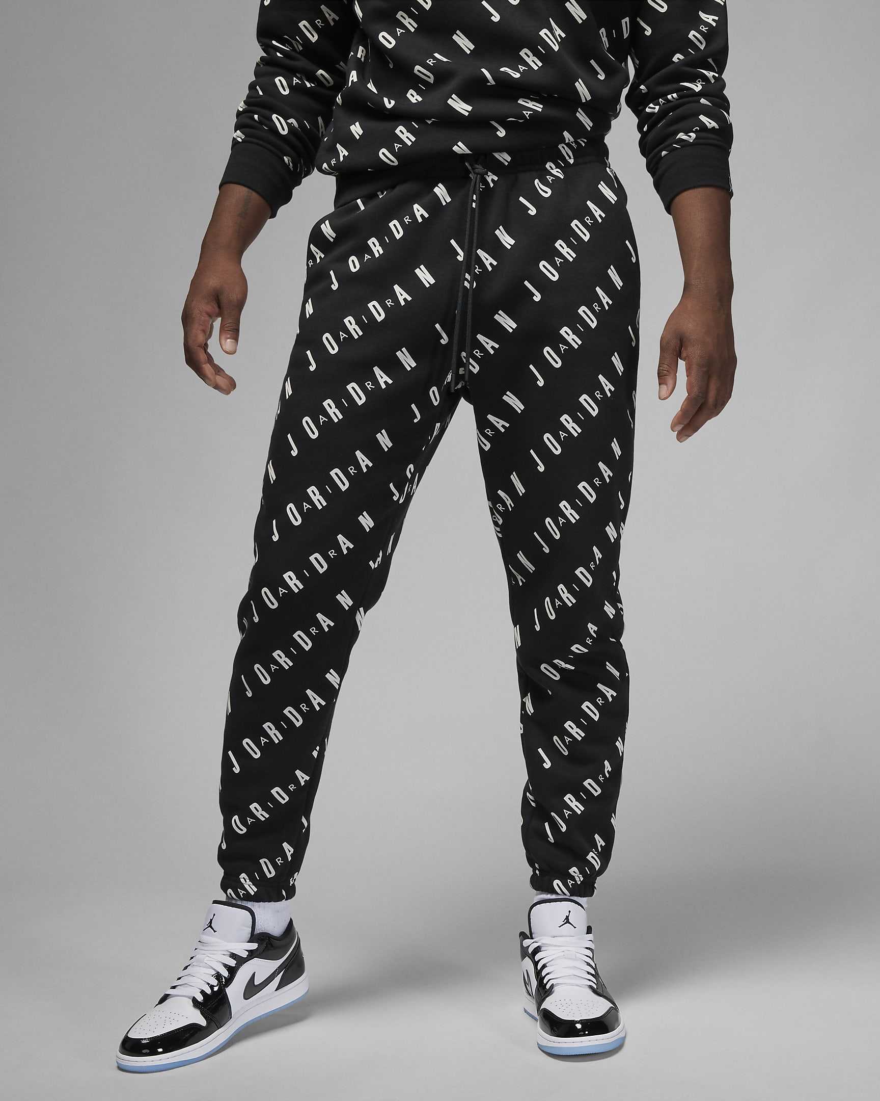 Jordan Essentials Men's Graphic Fleece Trousers. Nike UK