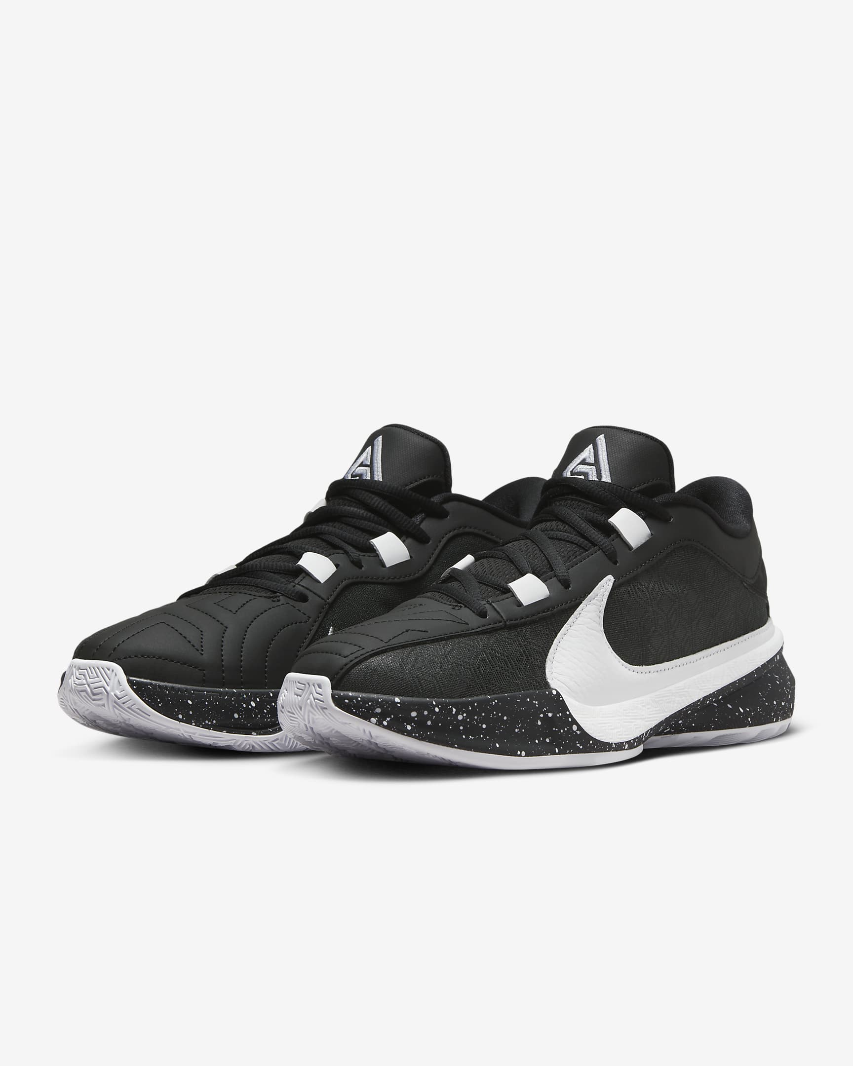 Freak 5 EP Basketball Shoes. Nike PH