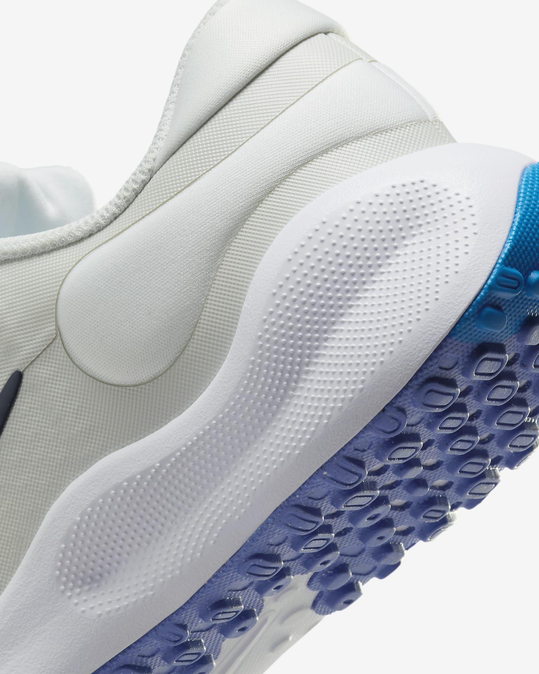 Nike Revolution 7 Next Nature SE Big Kids' Road Running Shoes. Nike.com