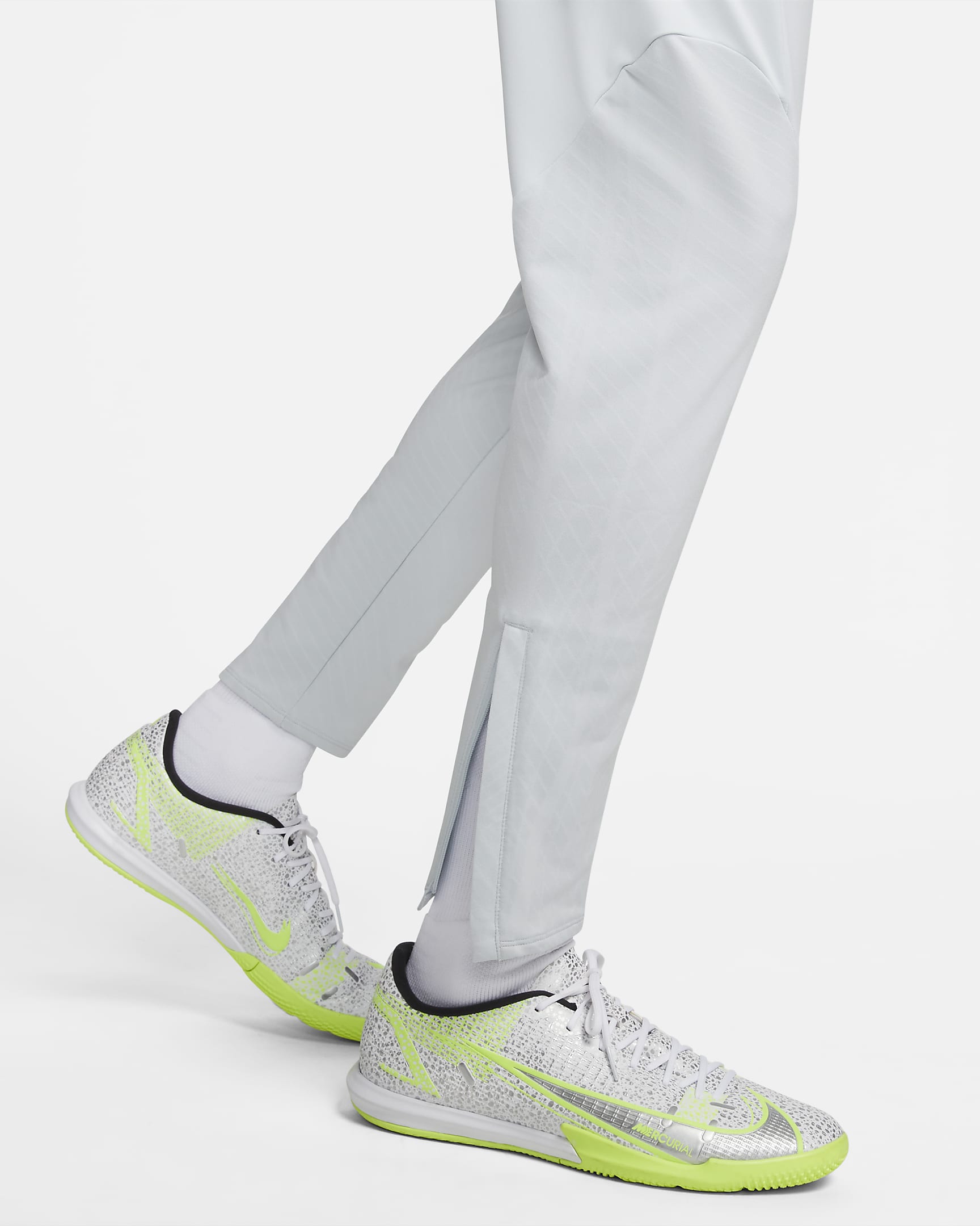 Nike Dri-FIT Strike Men's Soccer Pants. Nike.com