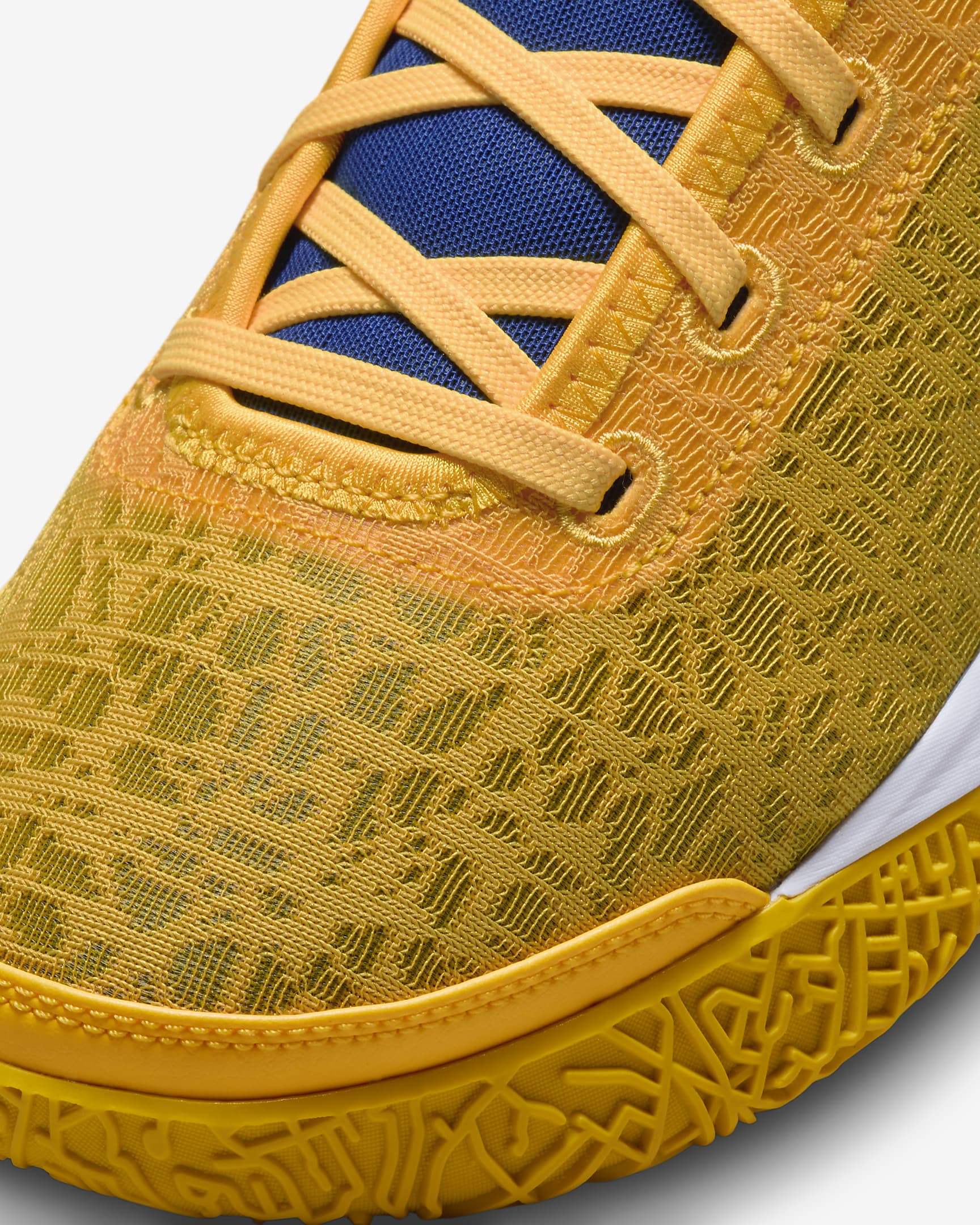 LeBron NXXT Gen Titan EP Basketball Shoes. Nike IN