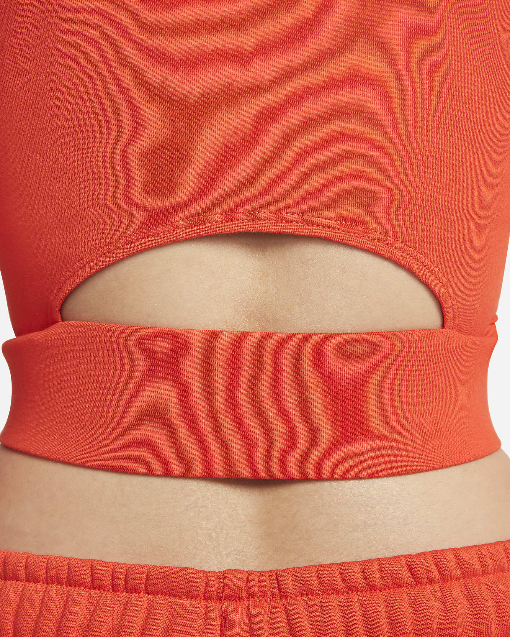 Nike Sportswear Women's Long-Sleeve Dance Crop Top. Nike SA
