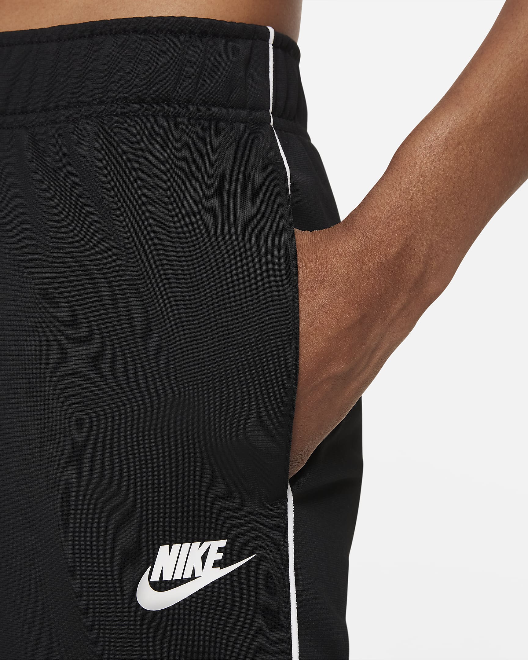 Nike Sportswear Women's Fitted Tracksuit. Nike HU