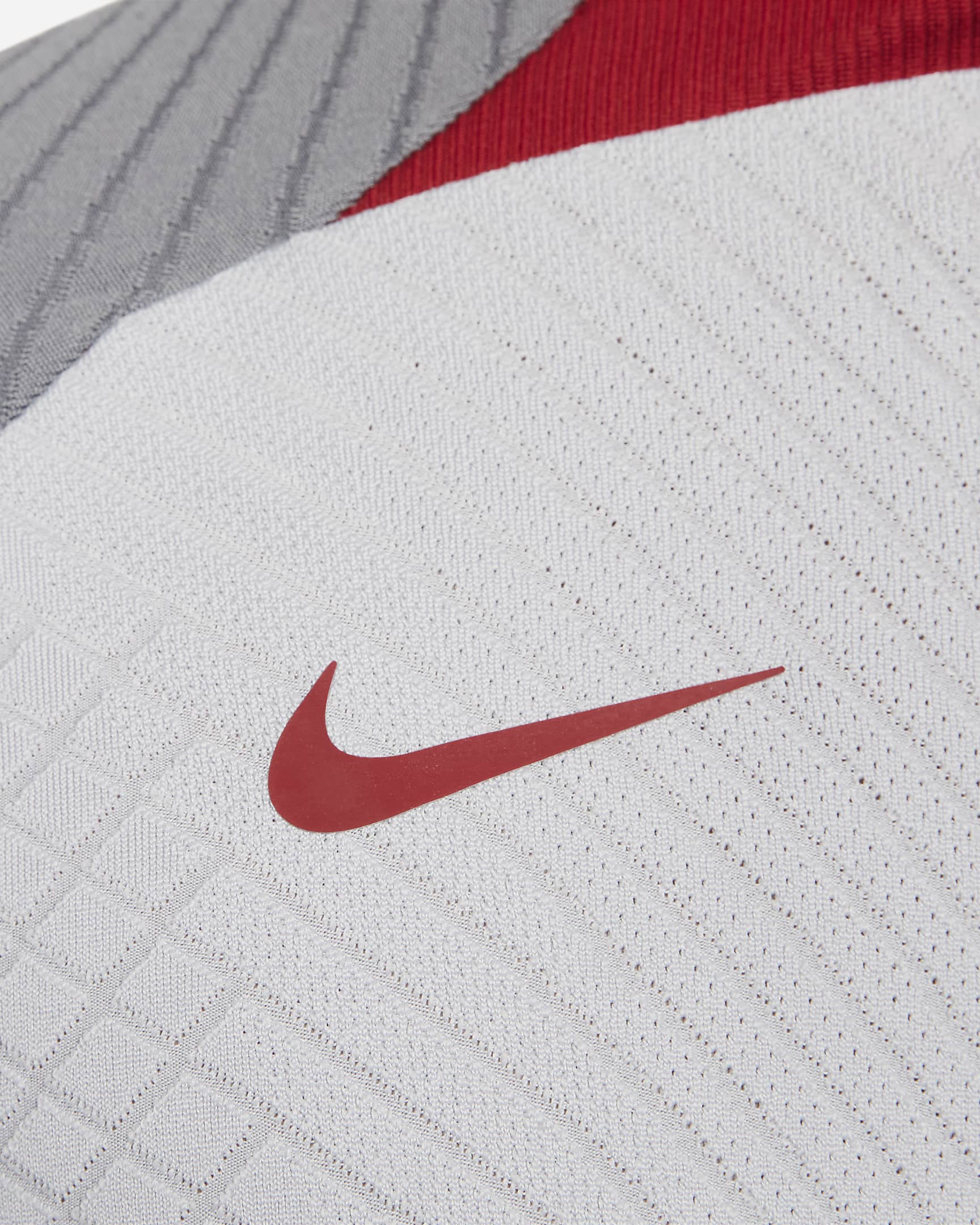 Liverpool F.C. Strike Elite Men's Nike Dri-FIT ADV Football Drill Top ...