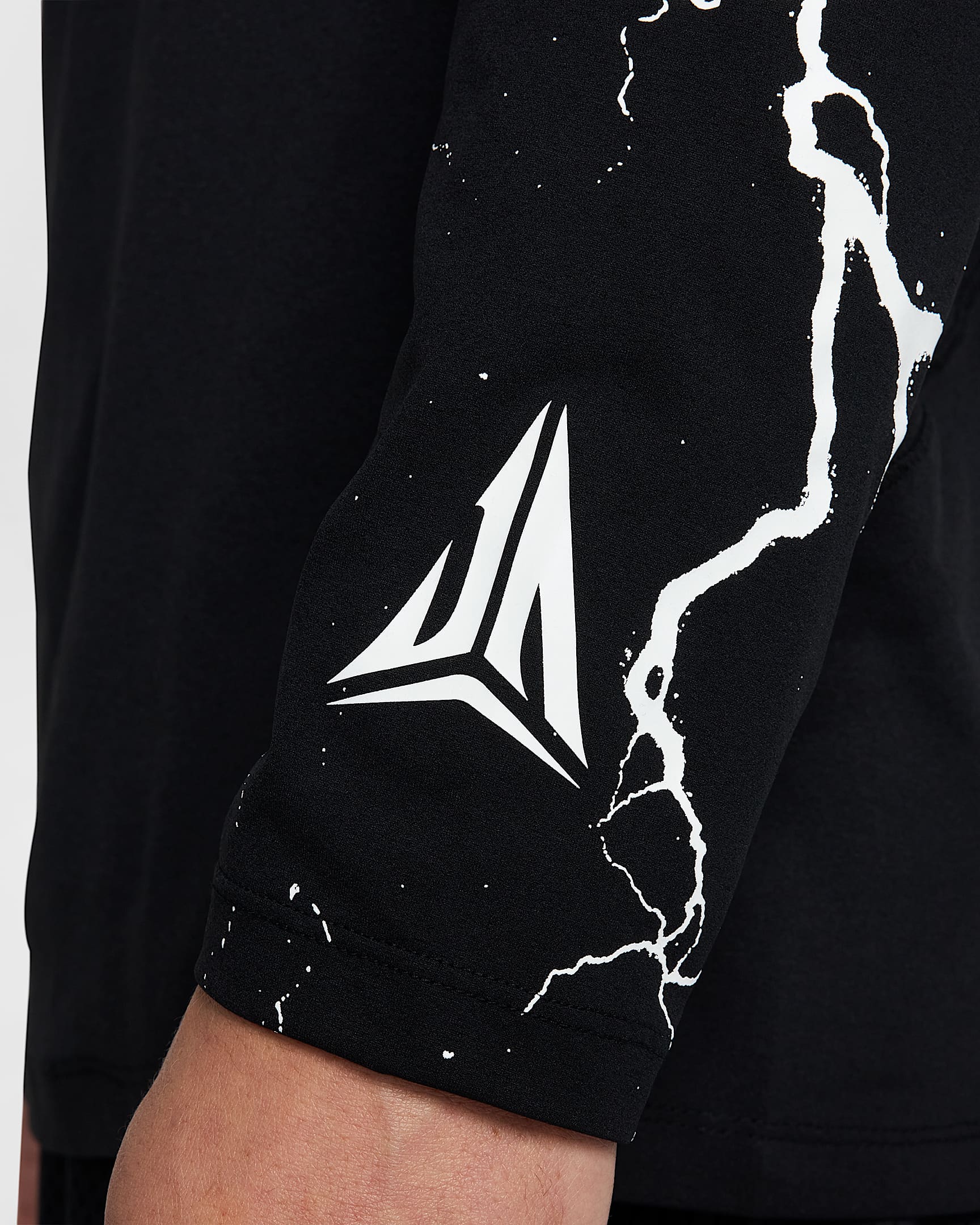 Ja Men's Dri-FIT Long-Sleeve Basketball Top. Nike JP