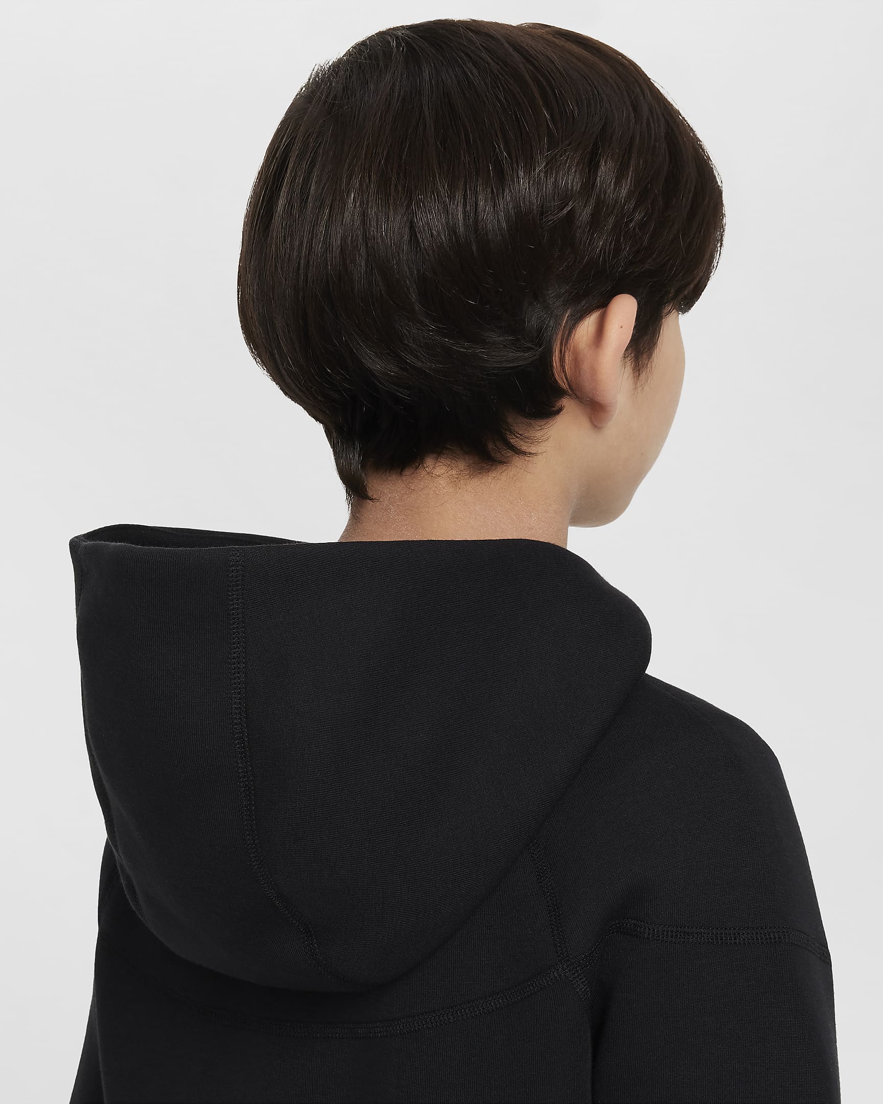 Liverpool F.C. Tech Fleece Older Kids' (Boys') Nike Football Full-Zip ...