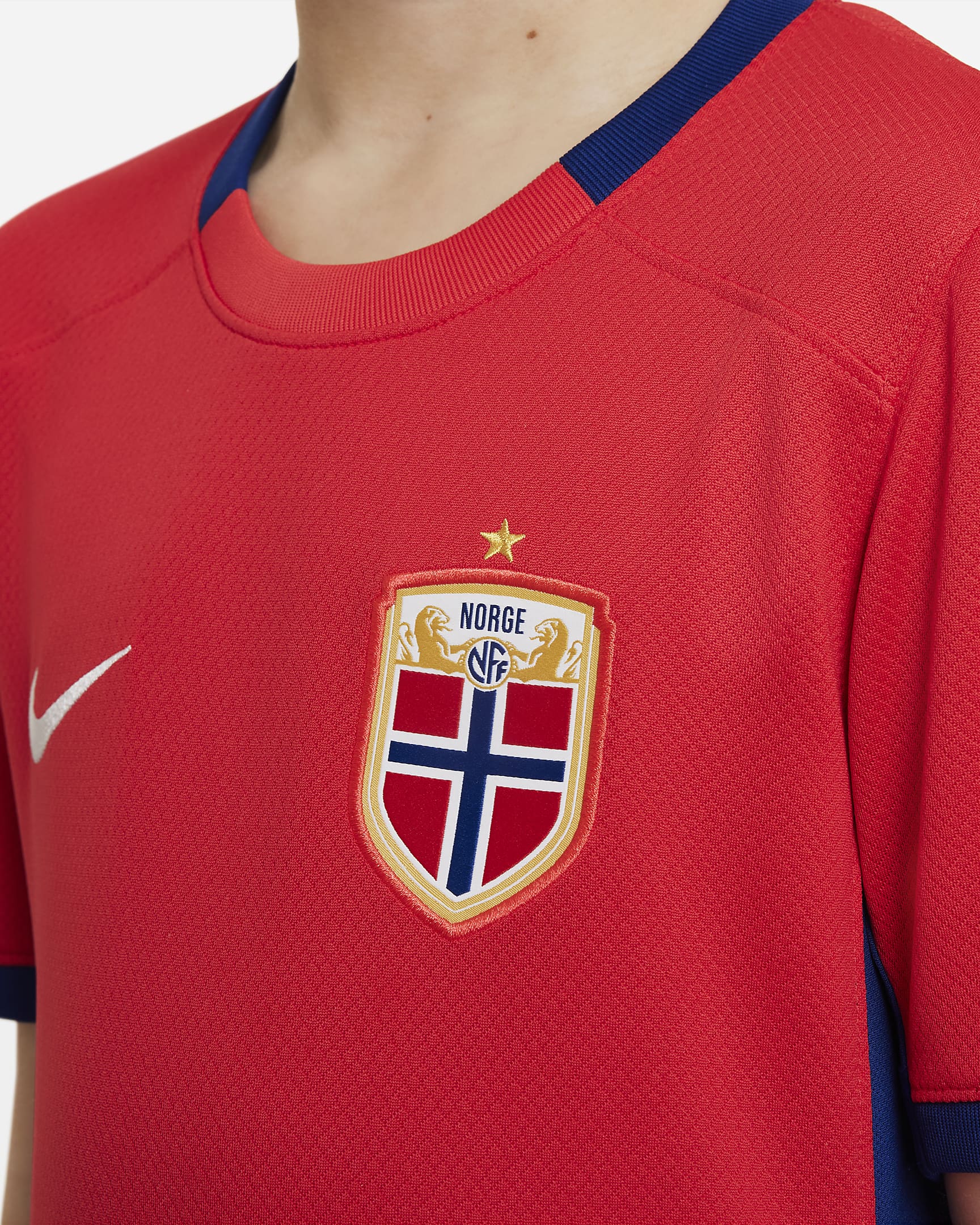 Norway 2023 Stadium Home Older Kids' Nike Dri-FIT Football Shirt. Nike LU