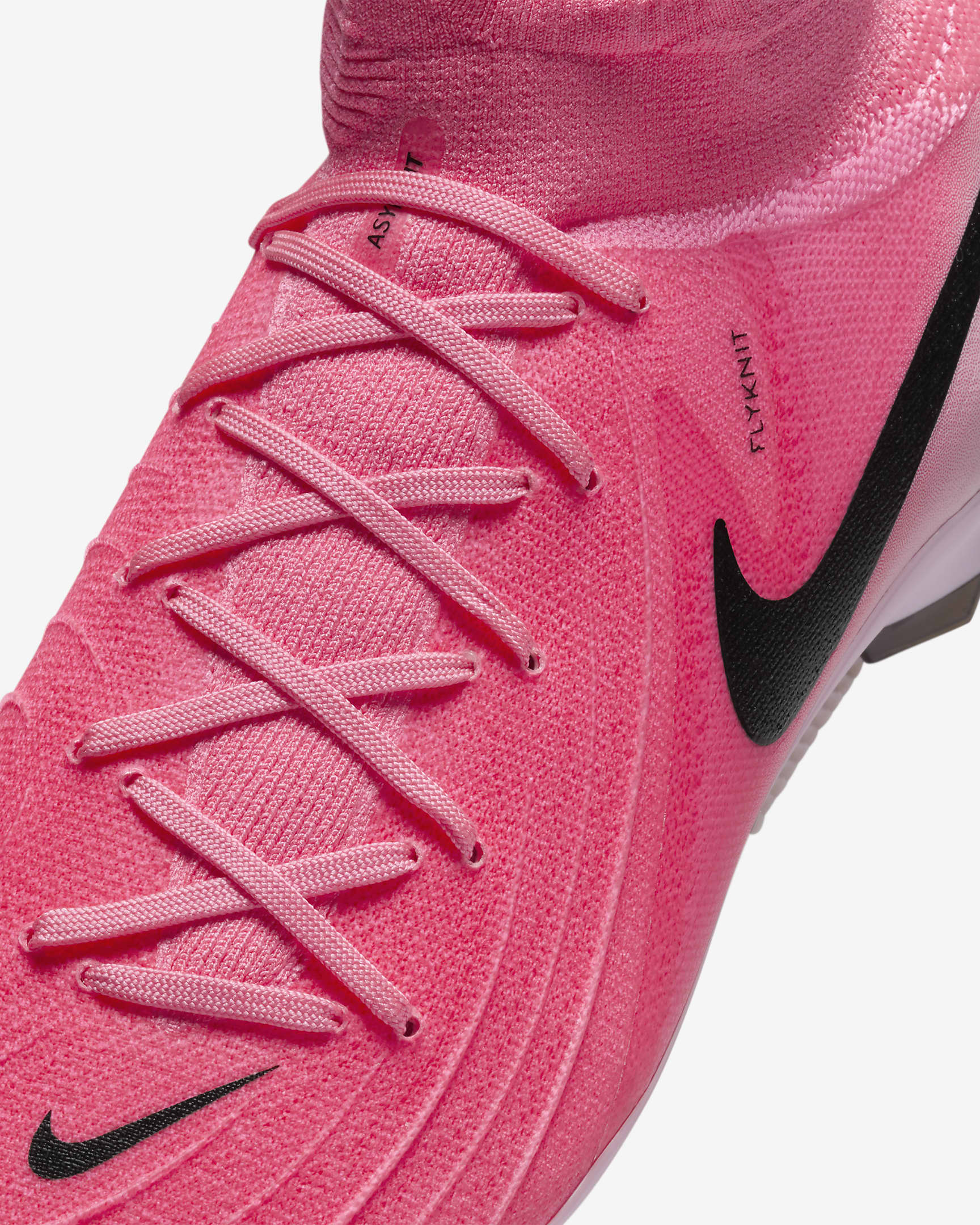 Nike Phantom Luna 2 Pro FG High-Top Football Boot. Nike UK