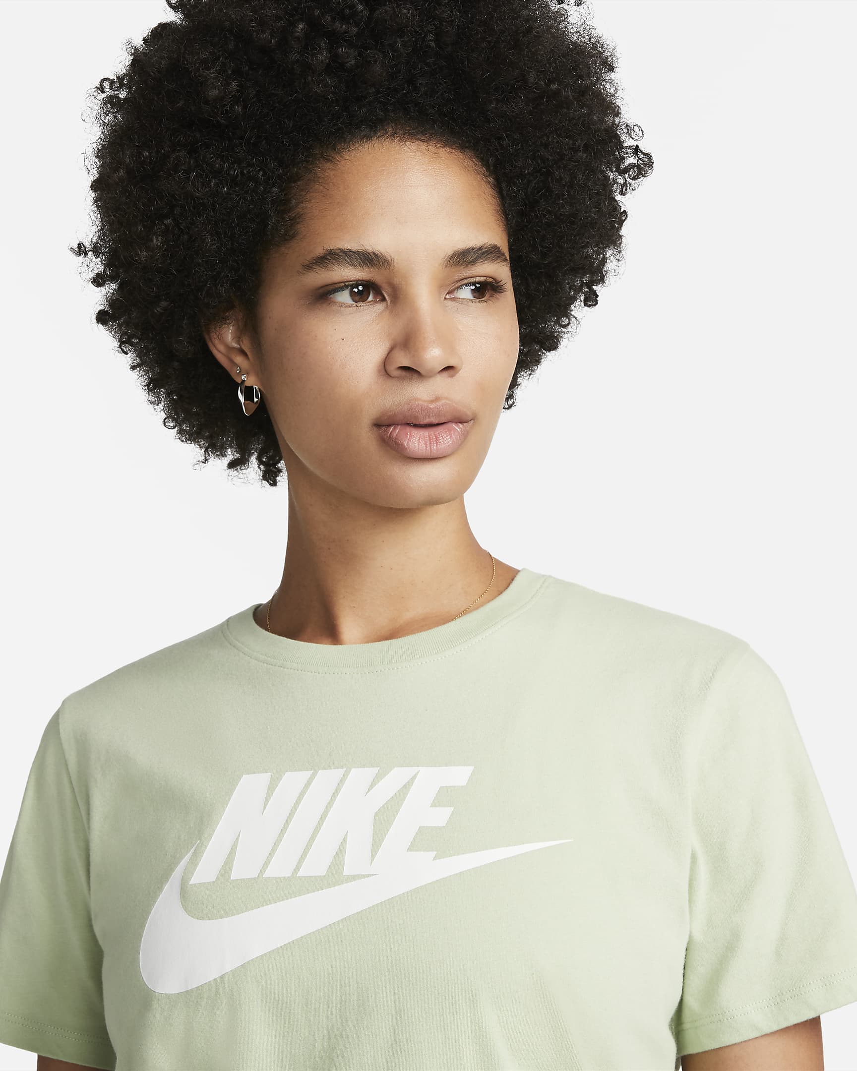 Playera con logotipo para mujer Nike Sportswear Essentials. Nike MX