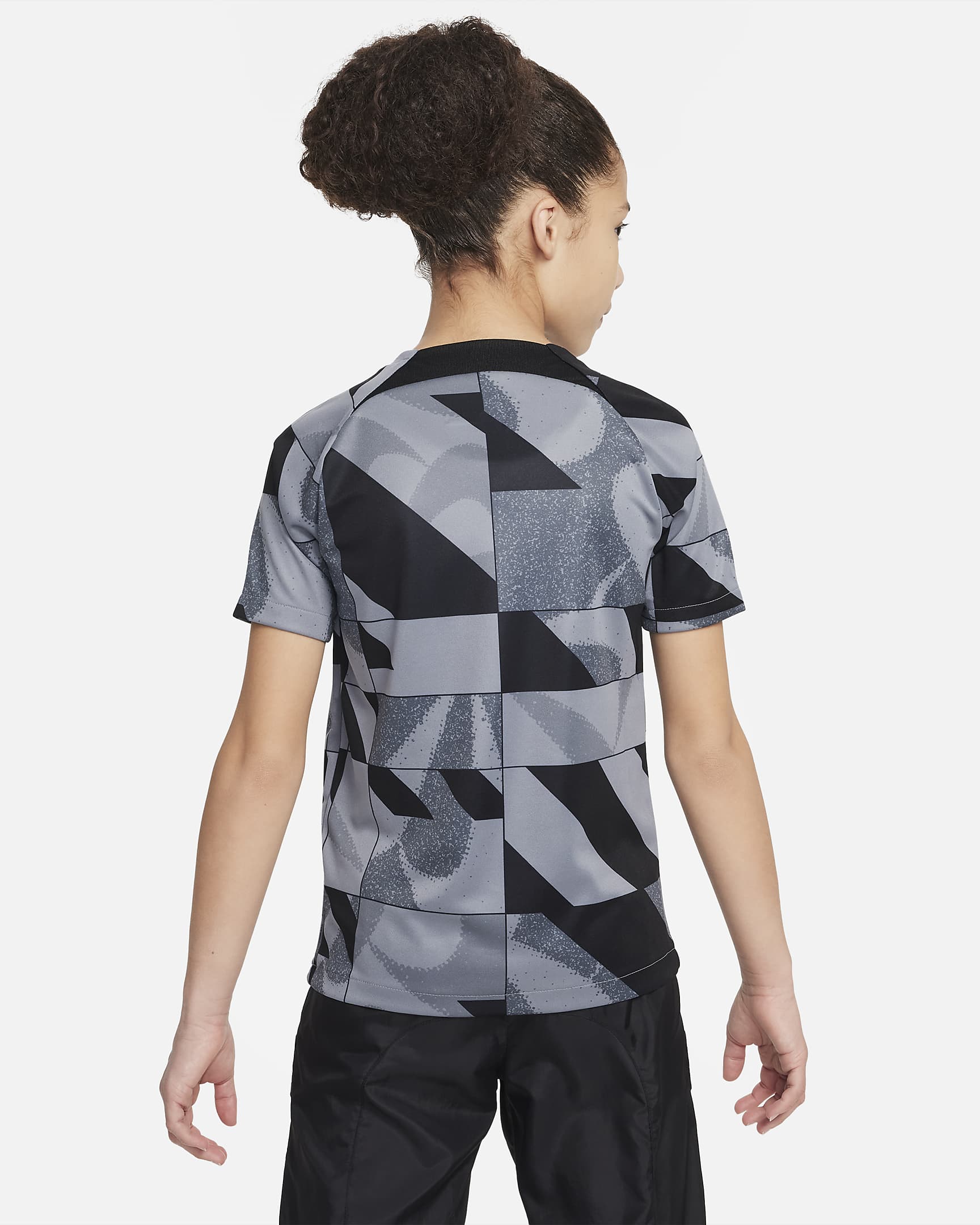 Chelsea F.C. Academy Pro Third Older Kids' Nike Dri-FIT Football Pre-Match Short-Sleeve Top. Nike NZ