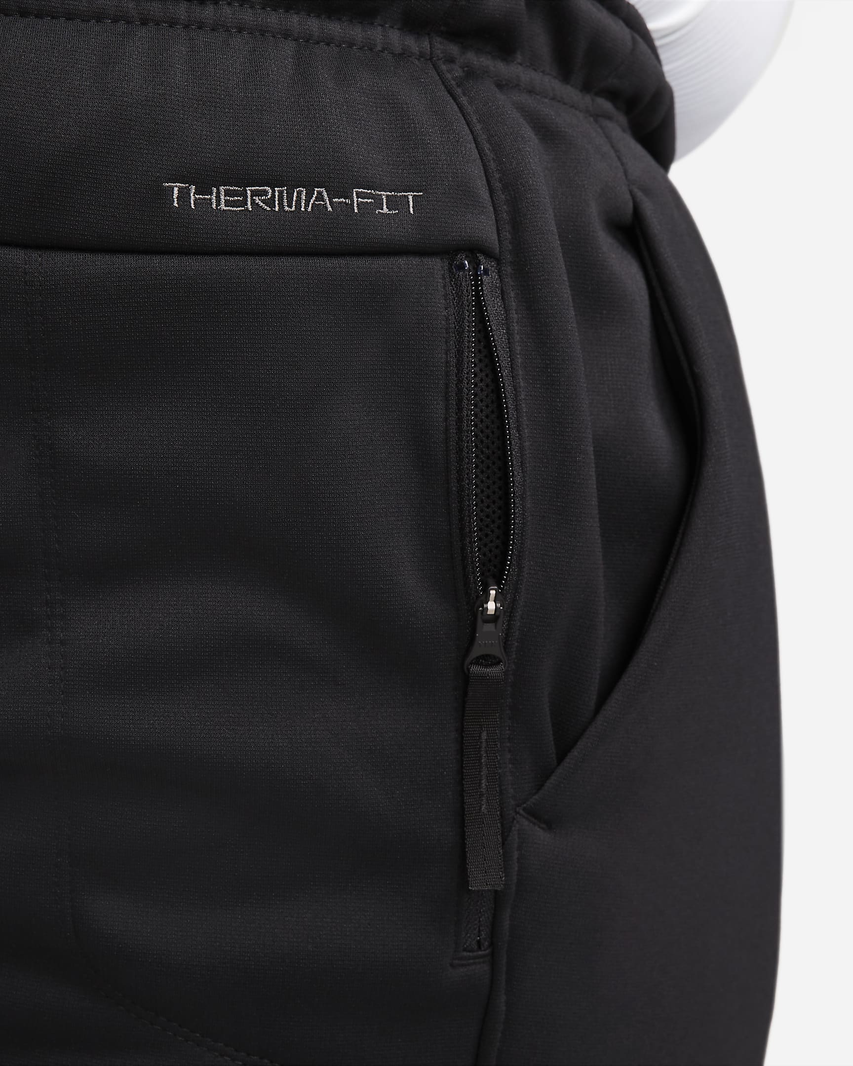 Nike Therma Men's Therma-FIT Tapered Fitness Trousers. Nike UK