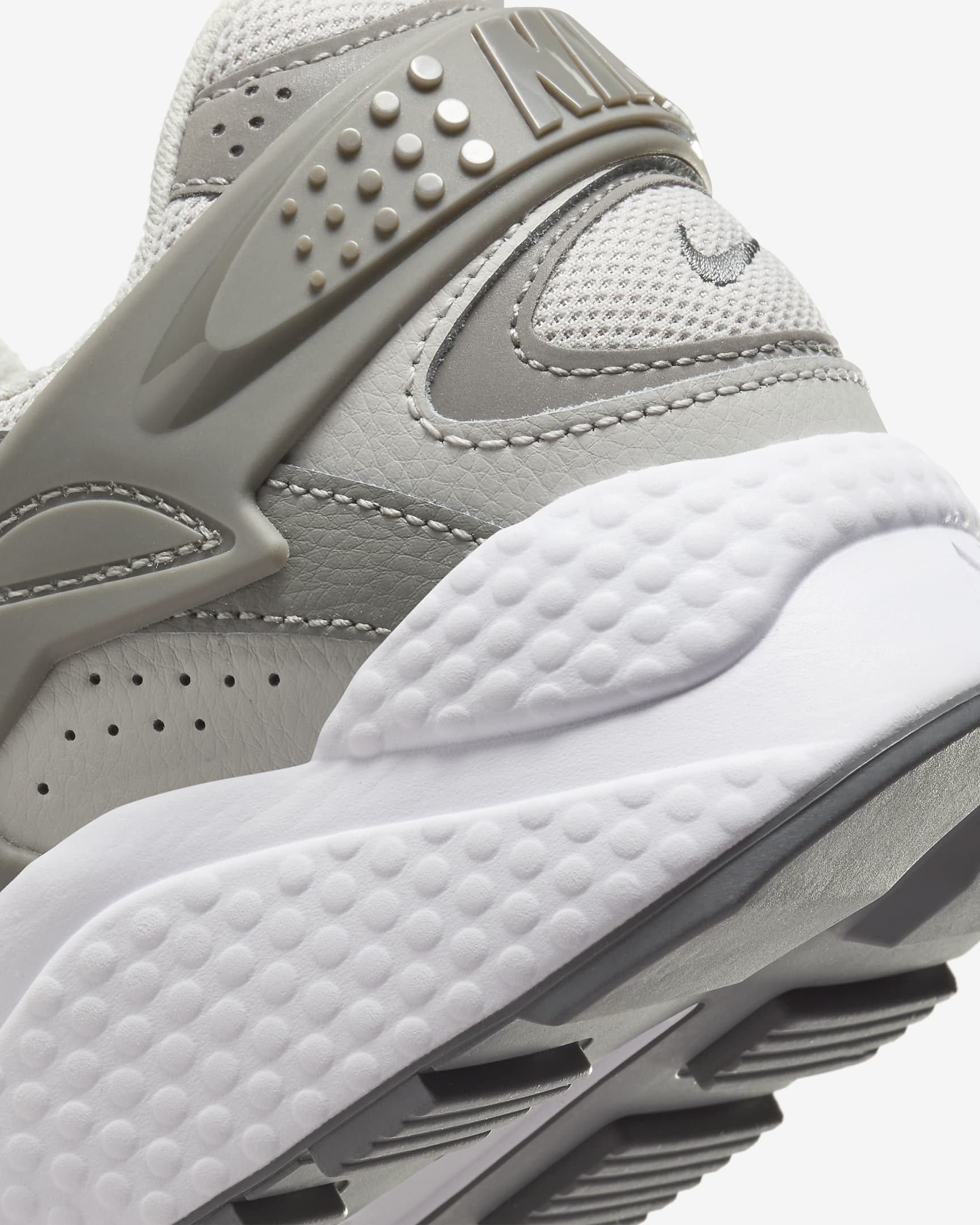 Nike Air Huarache Runner Men's Shoes. Nike IL