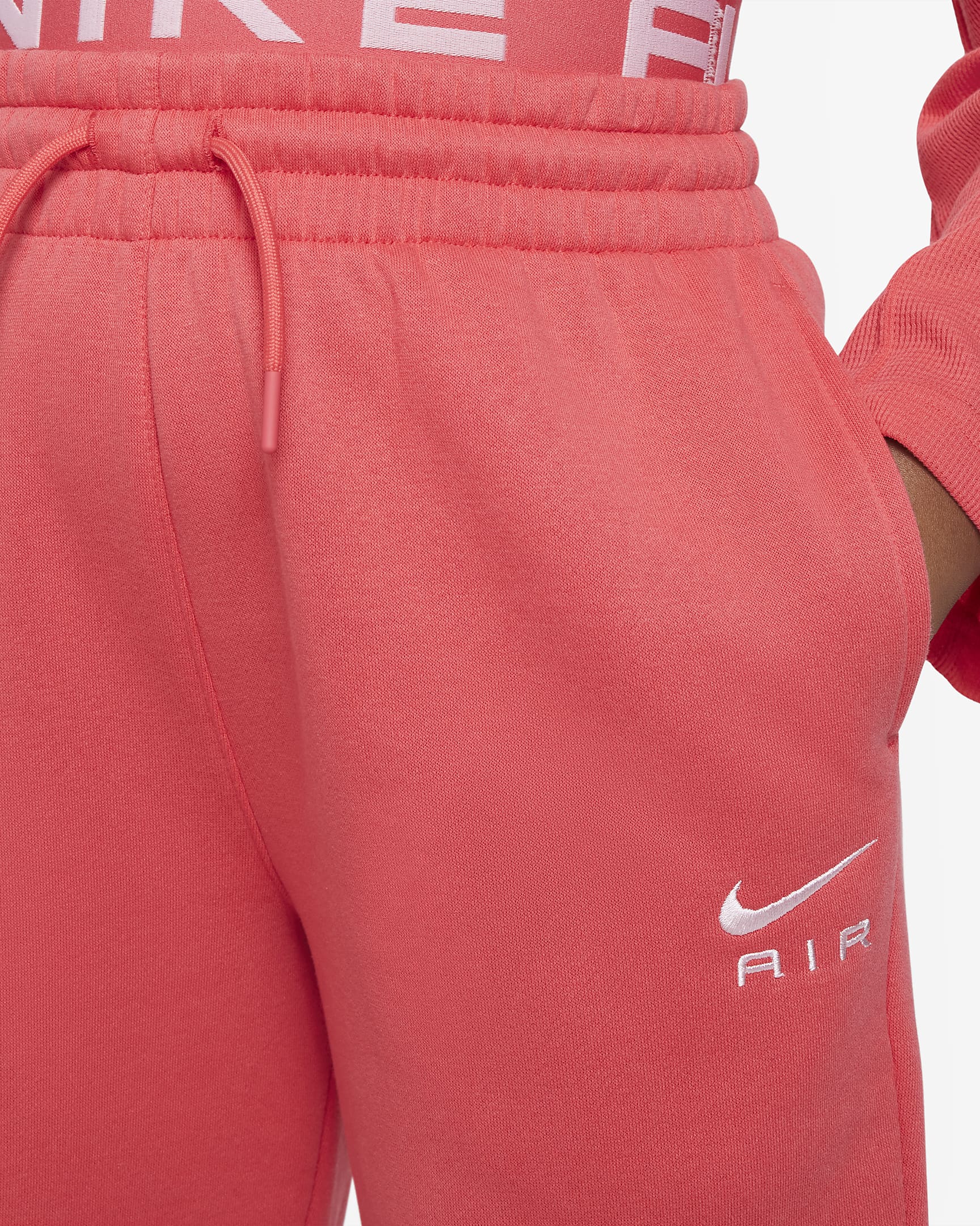 Nike Air Club Fleece Older Kids' (Girls') Trousers. Nike LU