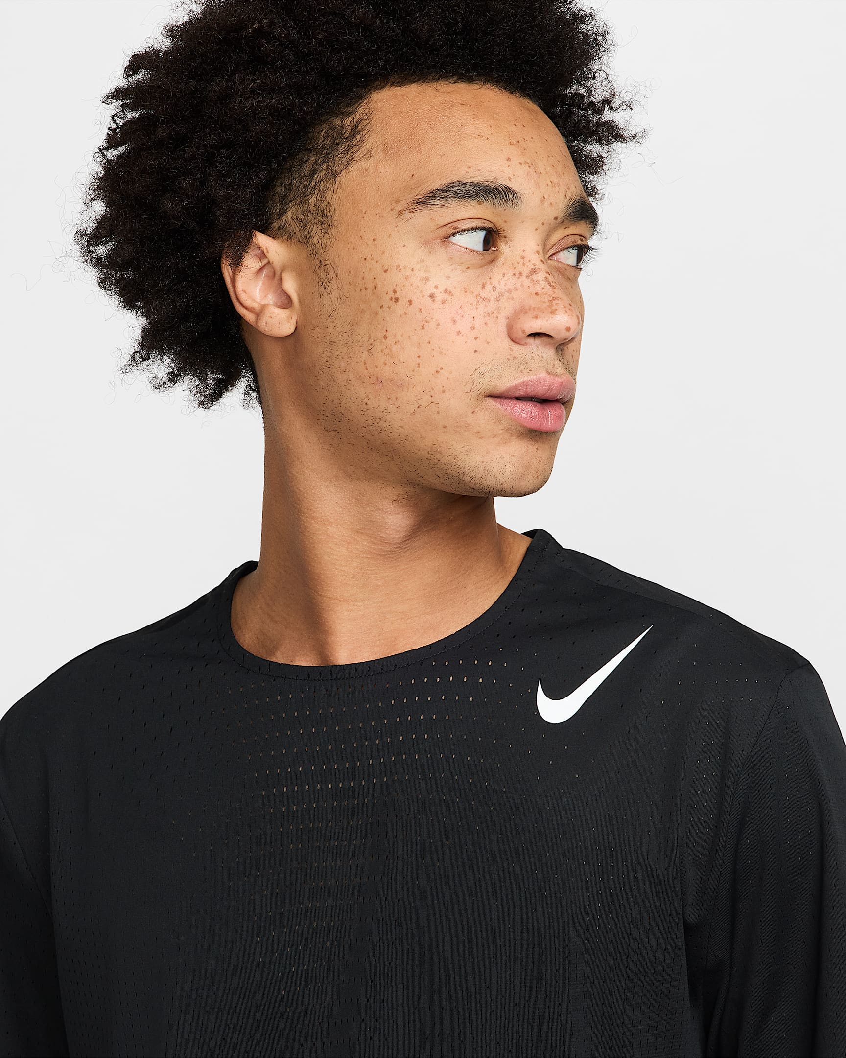 Nike AeroSwift Men's Dri-FIT ADV Short-Sleeve Running Top. Nike UK