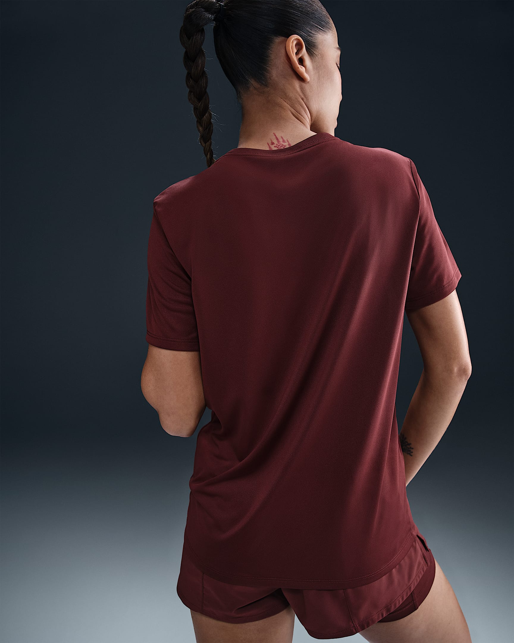 Nike Dri-FIT Women's T-Shirt. Nike.com
