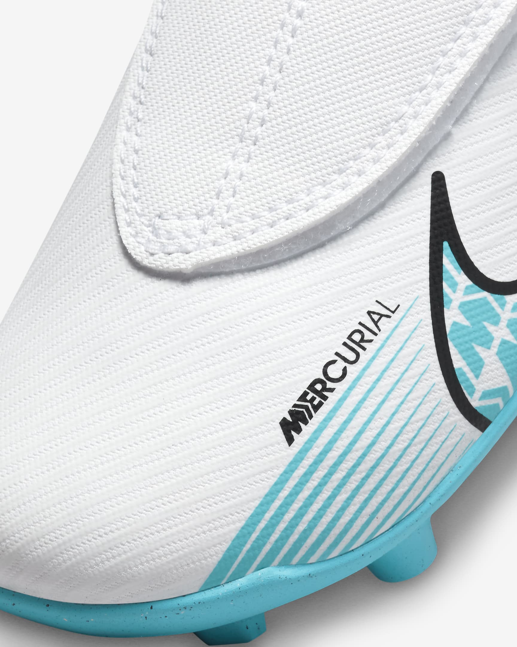 Nike Jr. Mercurial Vapor 15 Club Younger Kids' Multi-Ground Low-Top ...