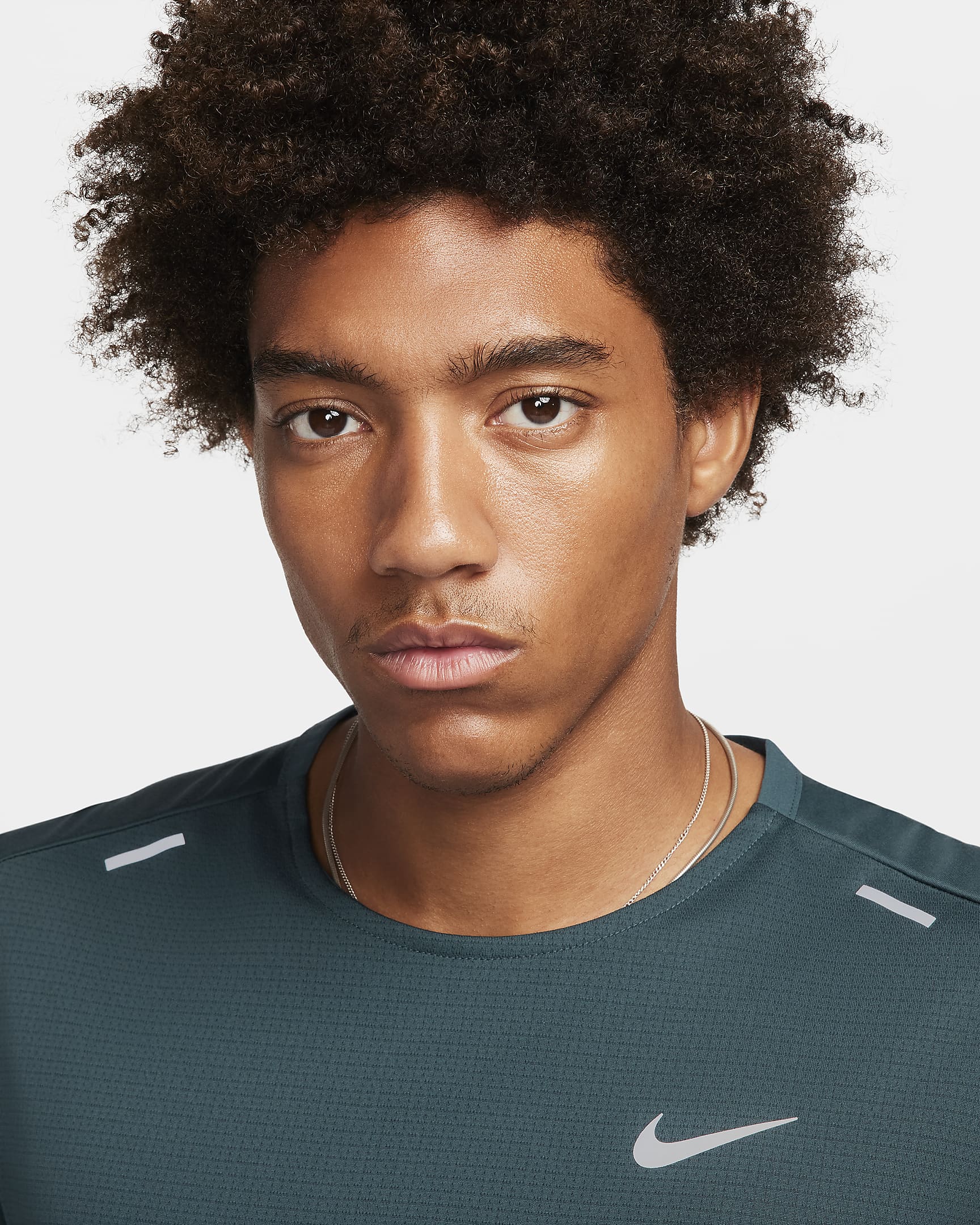 Nike Rise 365 Men's Dri-FIT Short-Sleeve Running Top. Nike UK