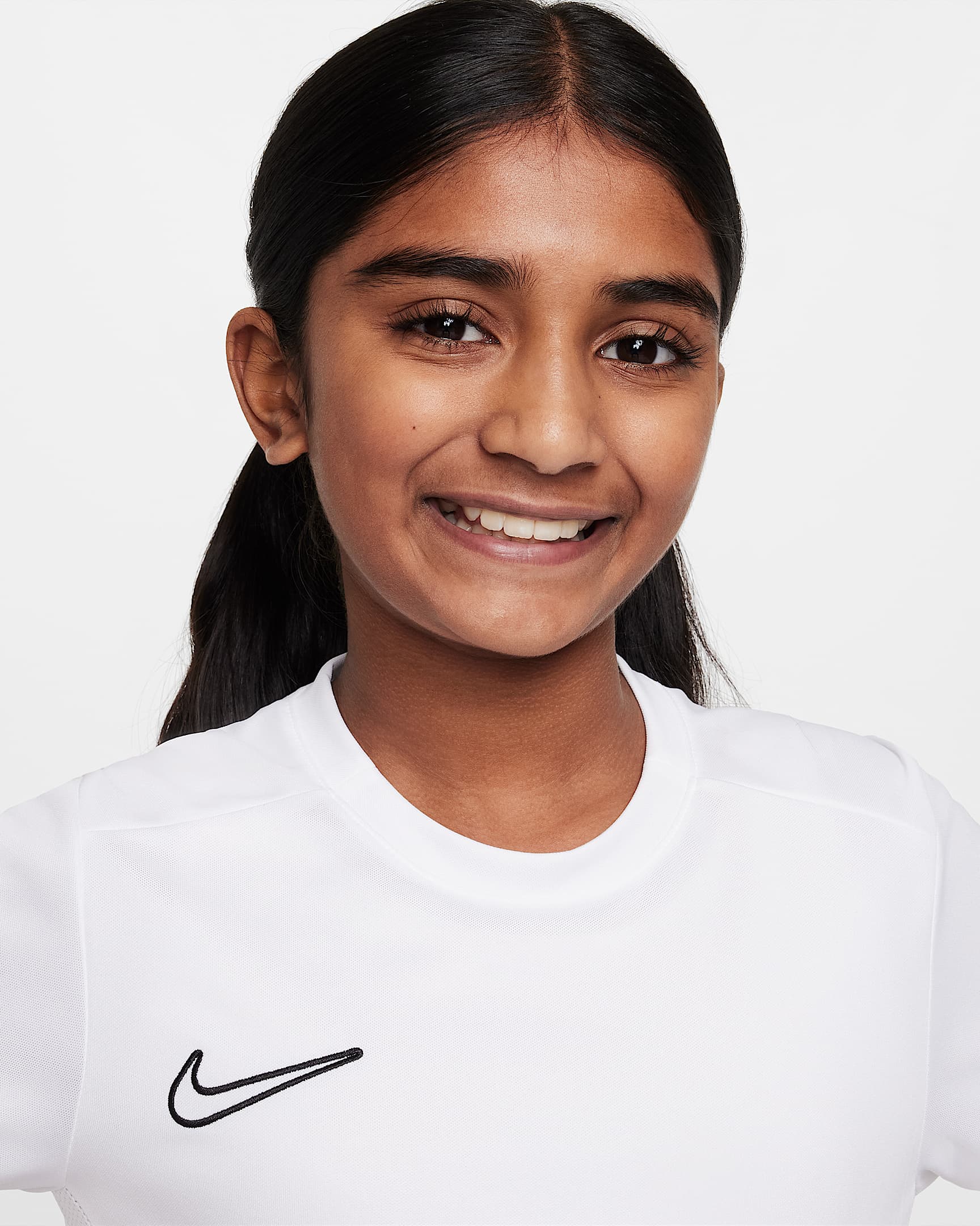 Nike Academy Older Kids' Dri-FIT Football Top. Nike MY