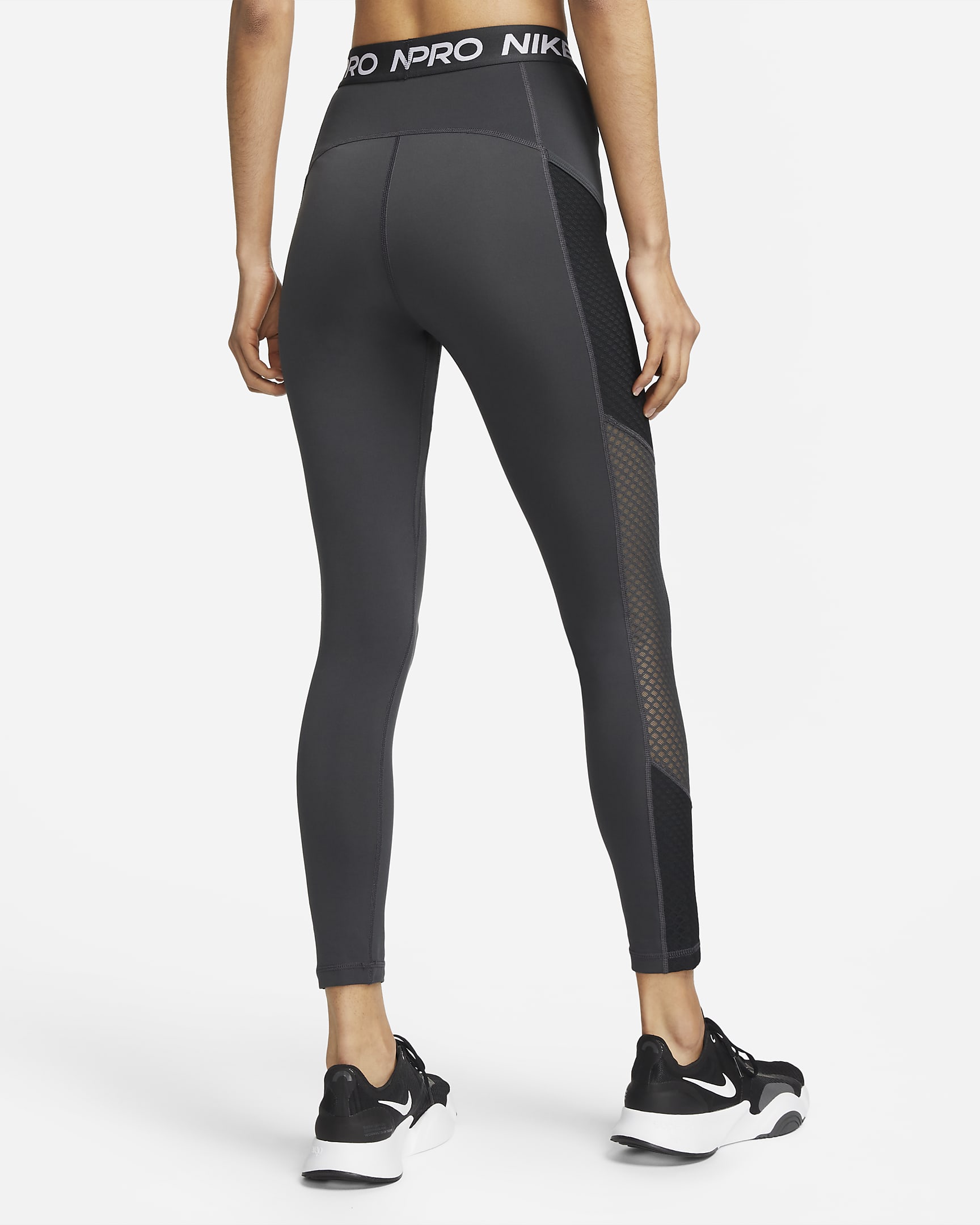 Nike Pro Women's High-Waisted 7/8 Leggings with Pockets. Nike CH