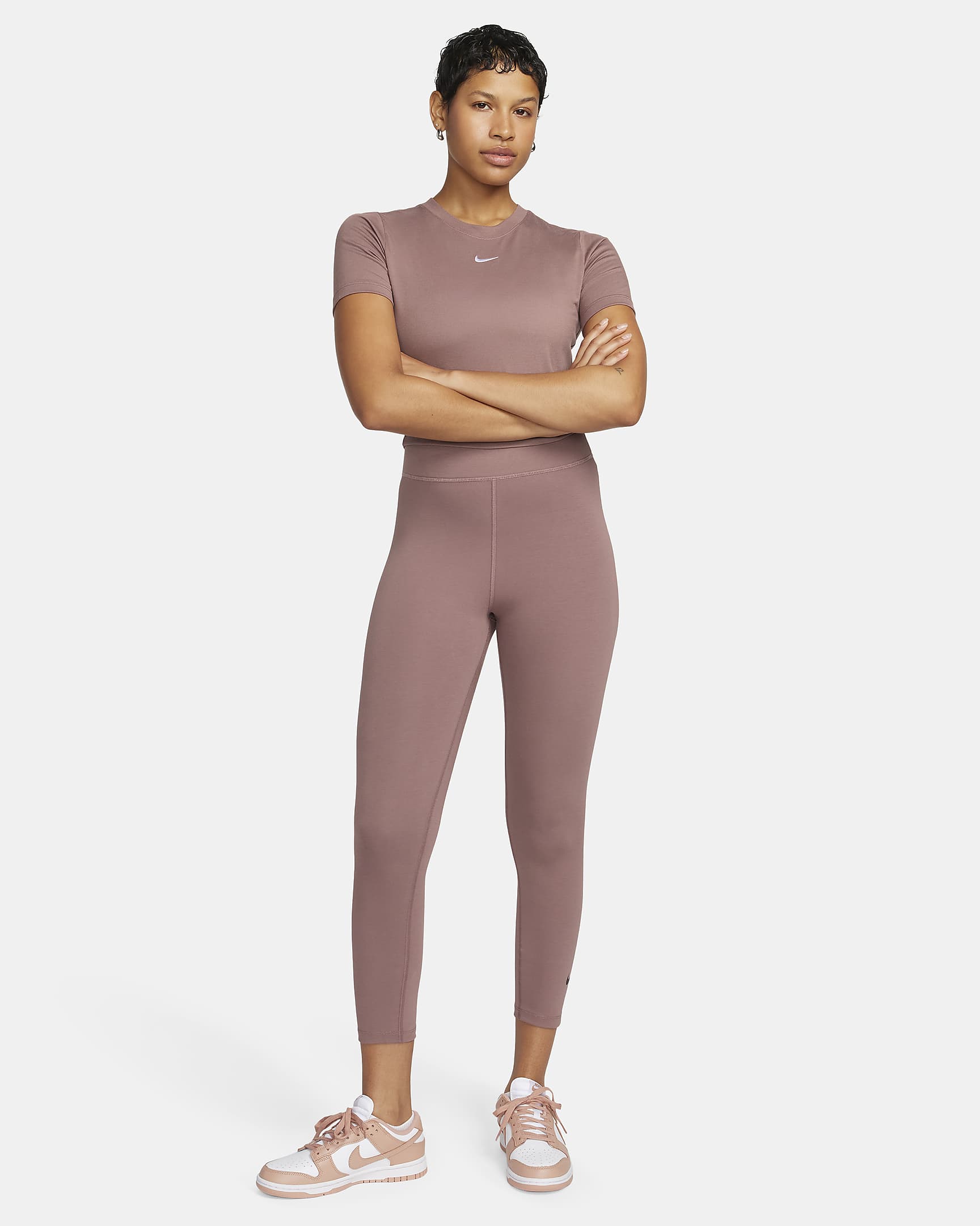 Nike Sportswear Classic Women's High-Waisted 7/8 Leggings. Nike LU