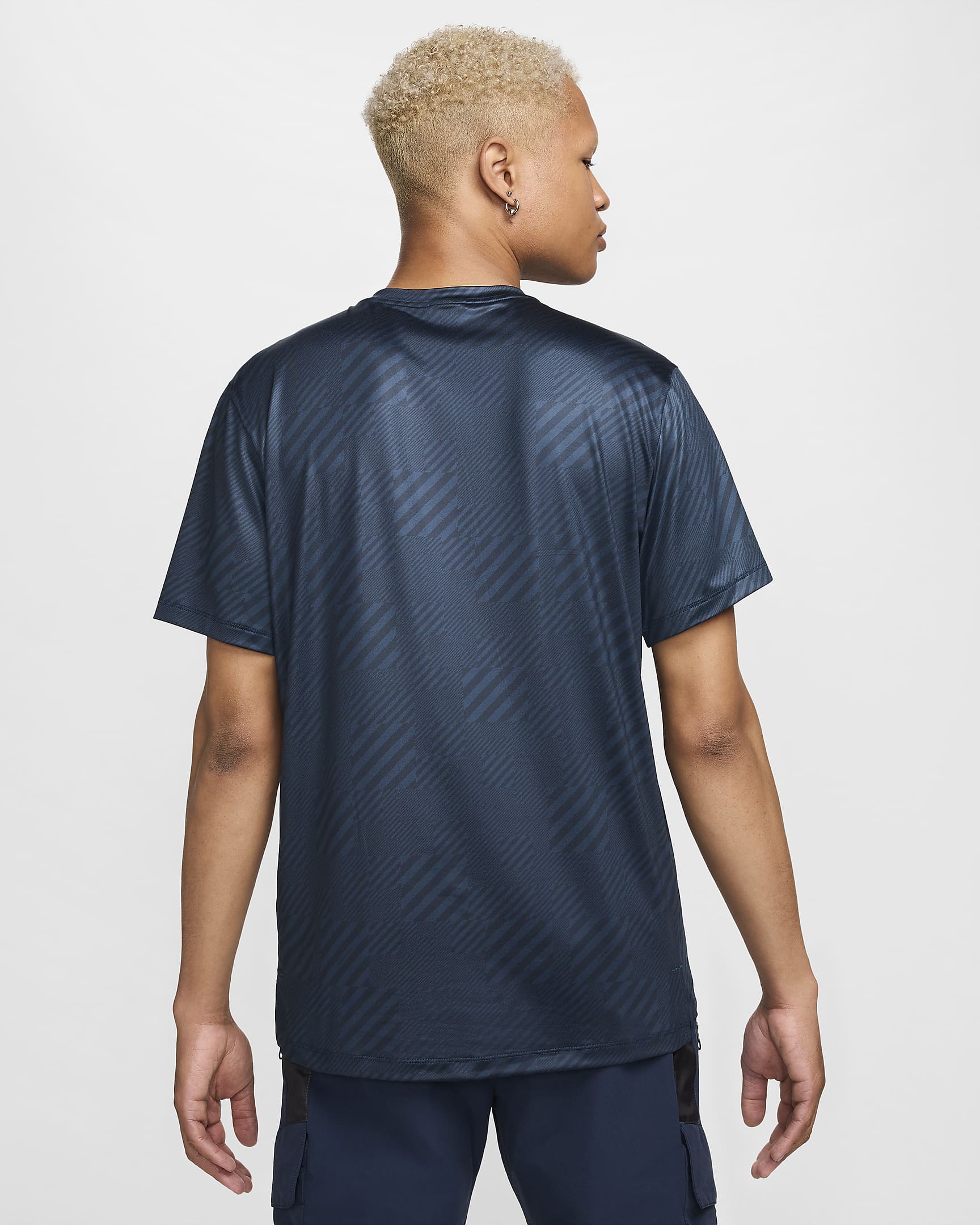 Nike Air Max Men's T-Shirt. Nike UK