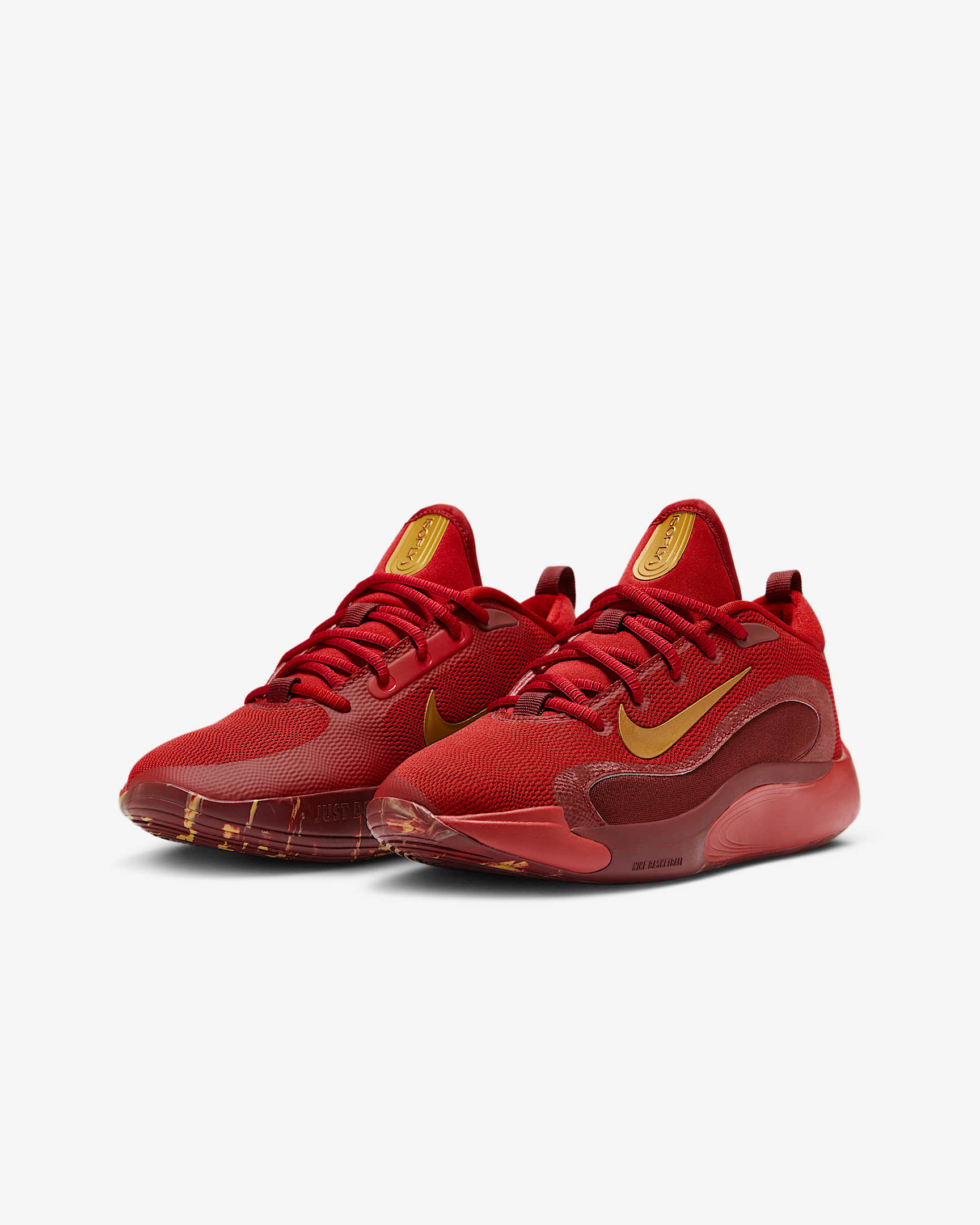 Nike IsoFly Older Kids' Basketball Shoes. Nike IN