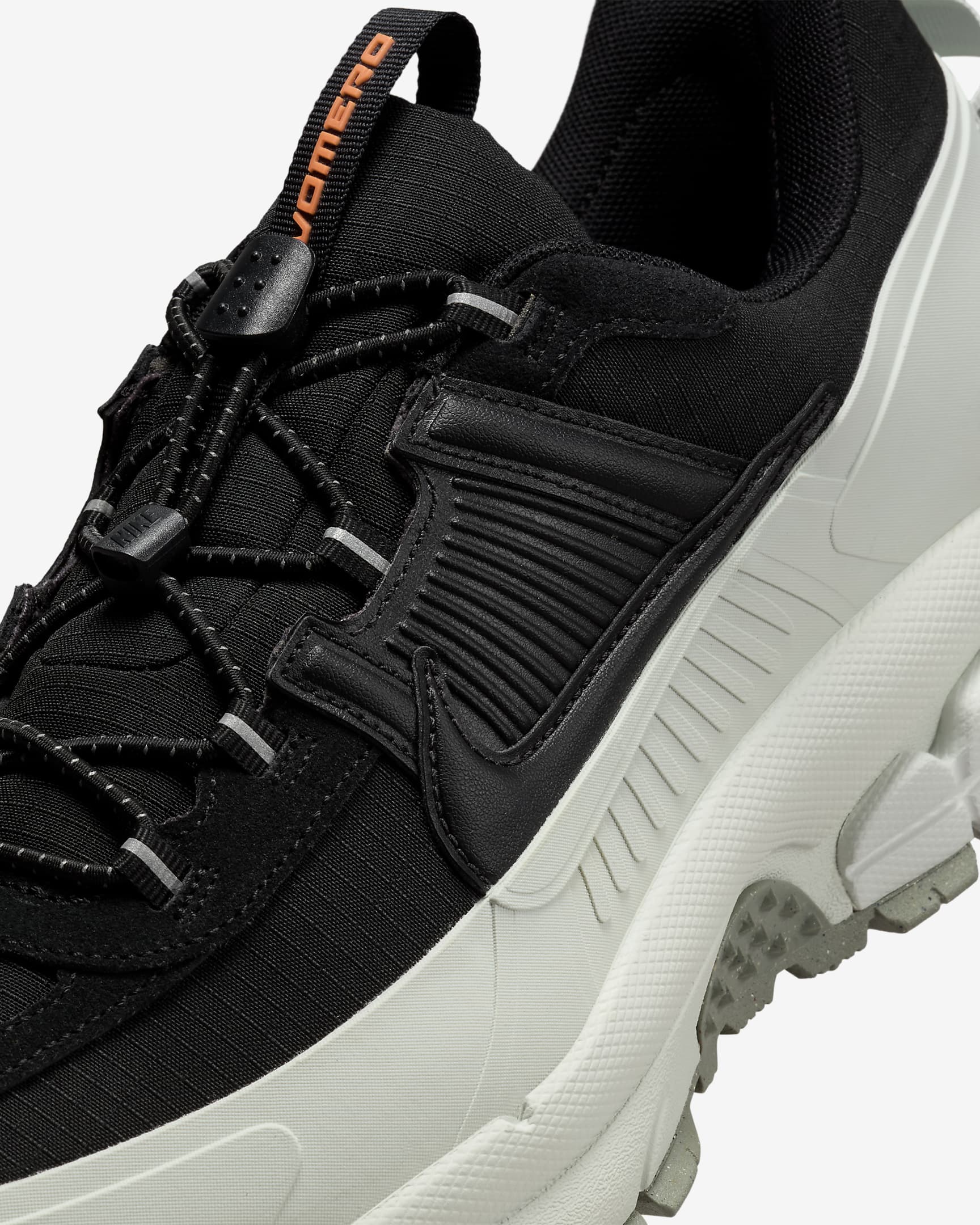 Nike Zoom Vomero Roam winterfester Schuh (Herren). Nike BE