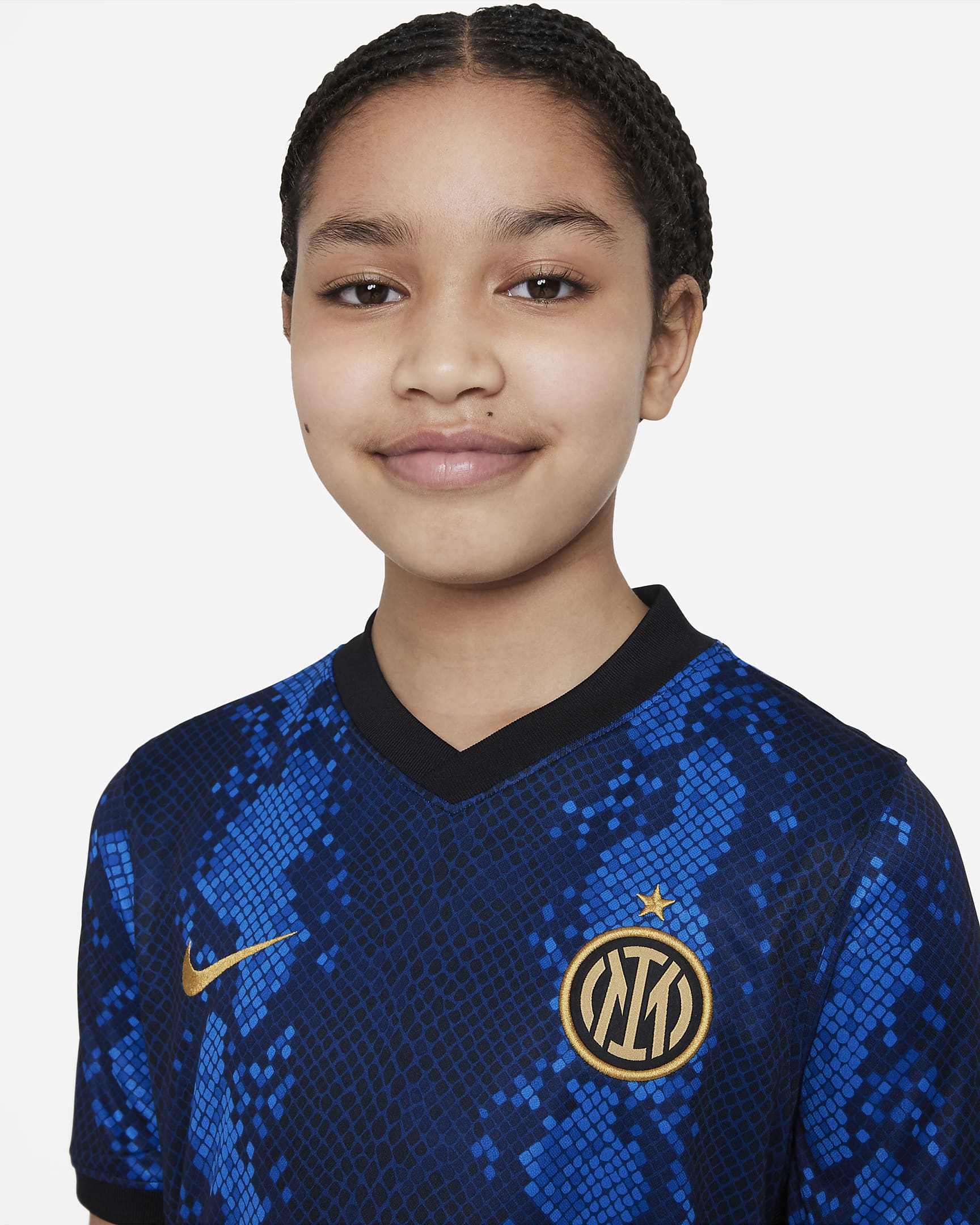 Inter Milan 2021/22 Stadium Home Older Kids' Nike Dri-FIT Football ...